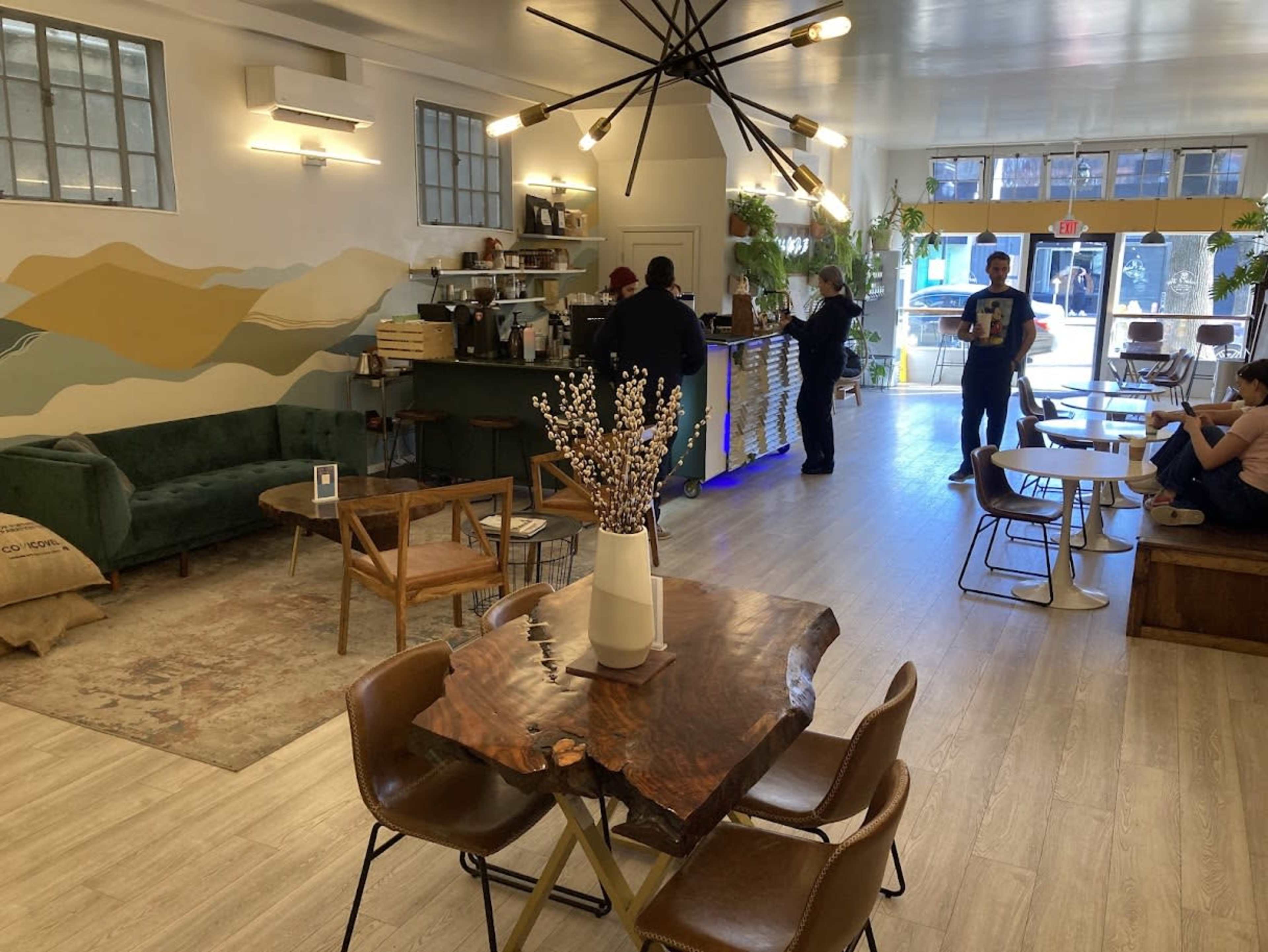 Warm and Inviting Midtown Coffee Shop and Roastery, Sacramento, CA ...