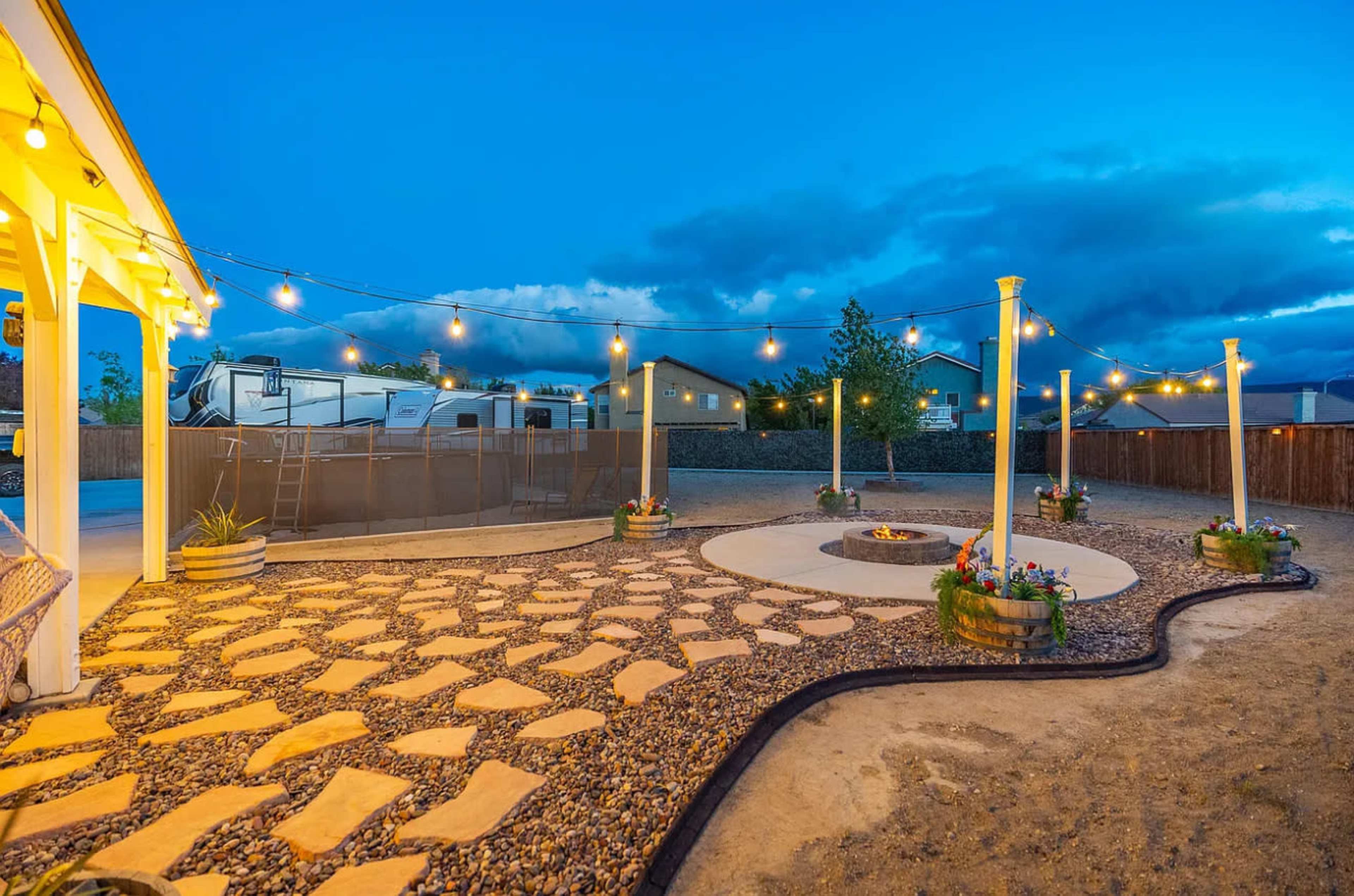 Expansive 10,000+ Sq Ft Outdoor Oasis – Perfect for Events, Shoots ...