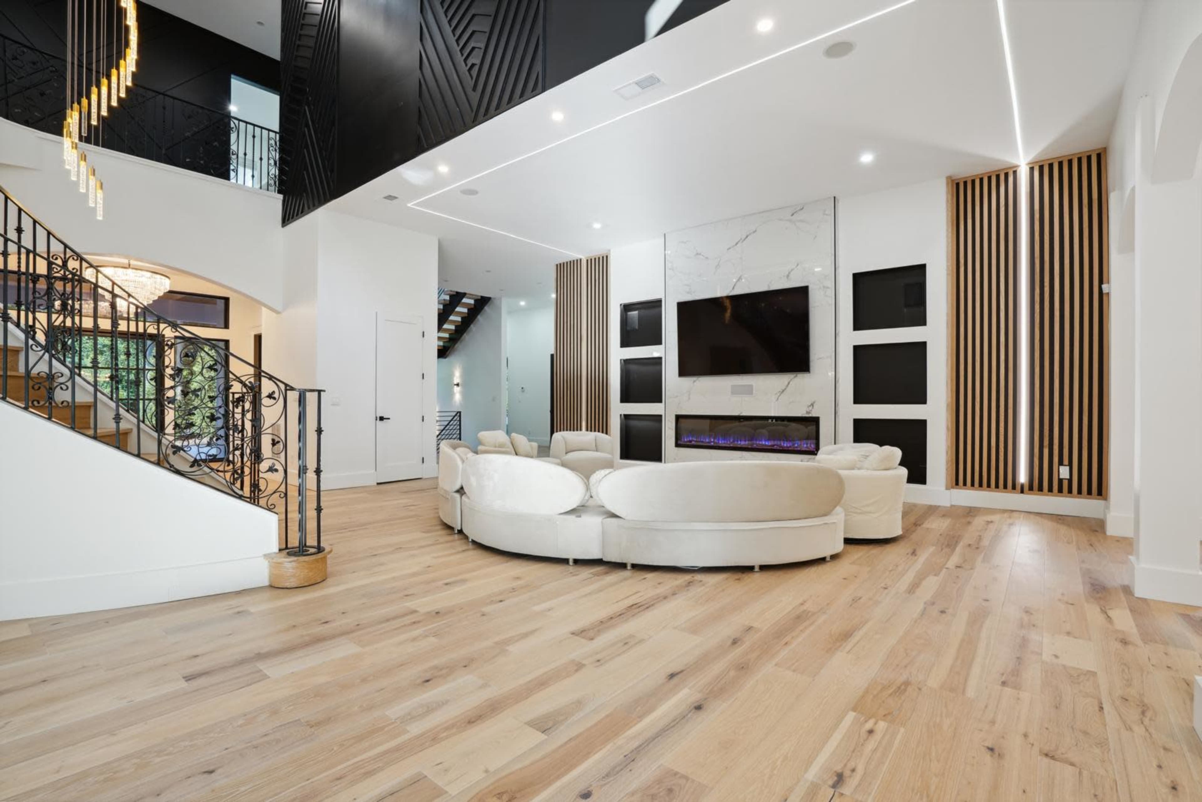 Modern Mixed Use Space Near Downtown, Atlanta, GA | Event | Peerspace