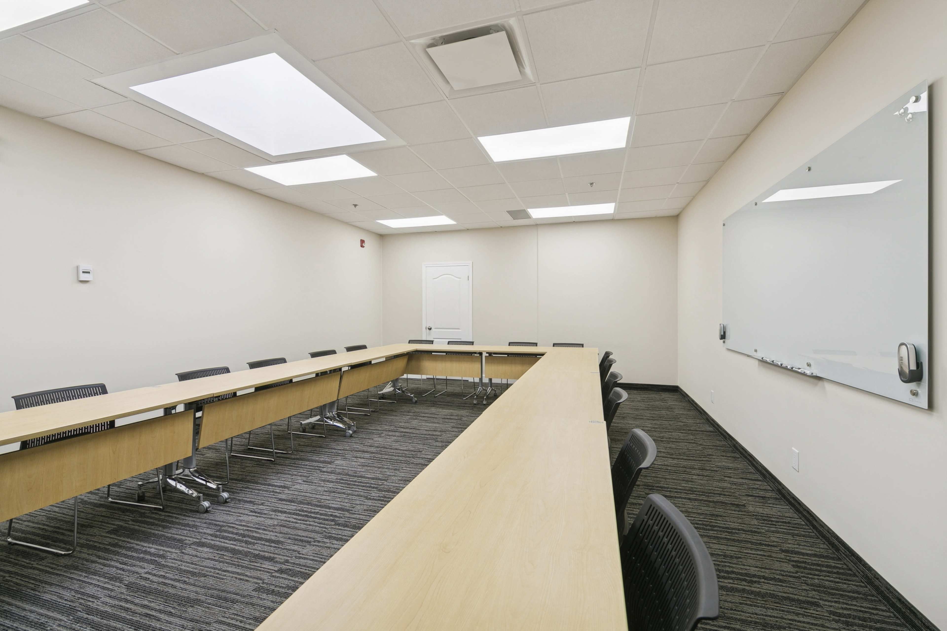Prima Spaces | 20-Person Conference Room, Mississauga | Off-Site ...
