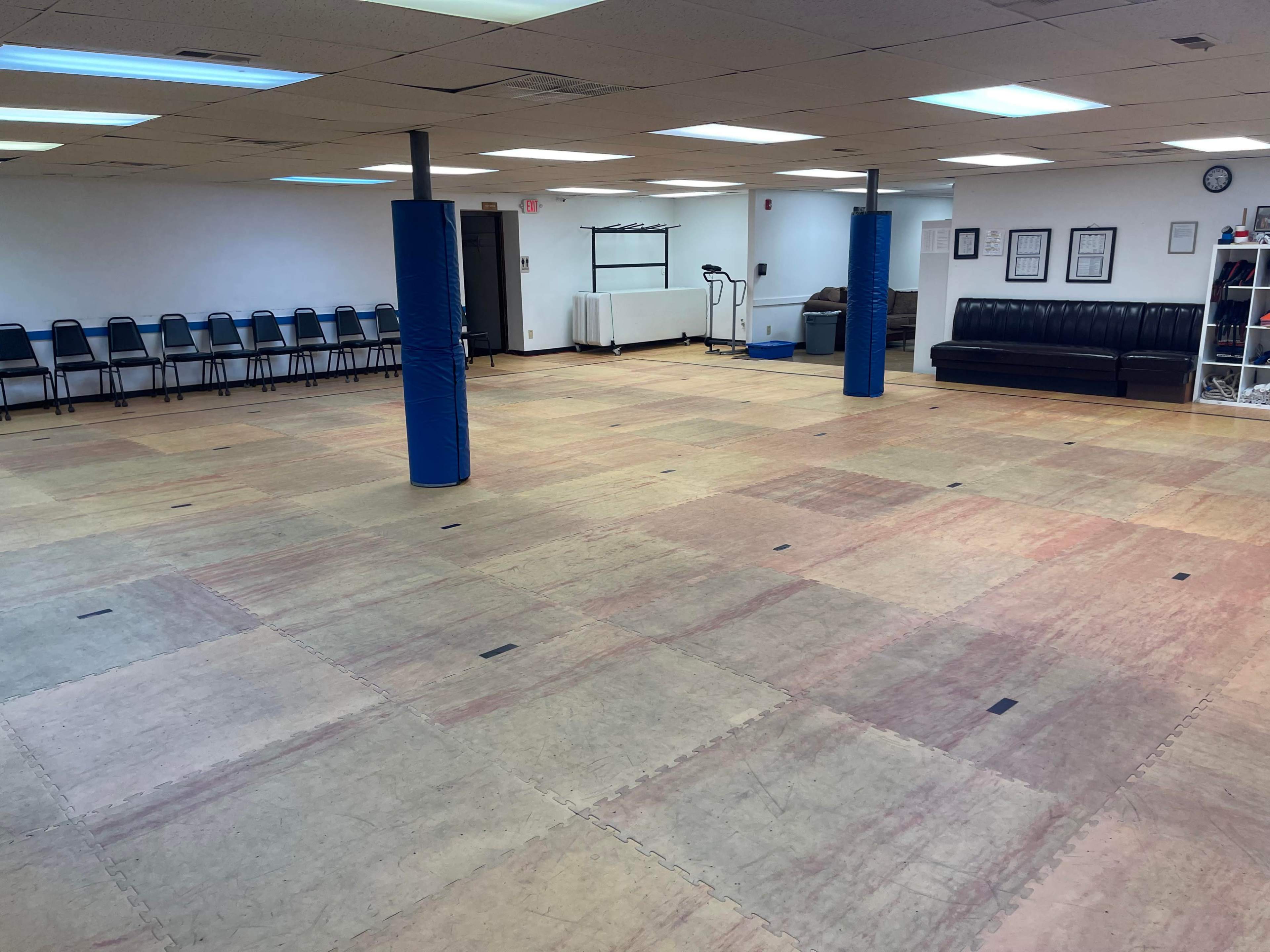 Matted Floor Space, Perfect for Martial Arts, Wrestling, Yoga, Etc ...