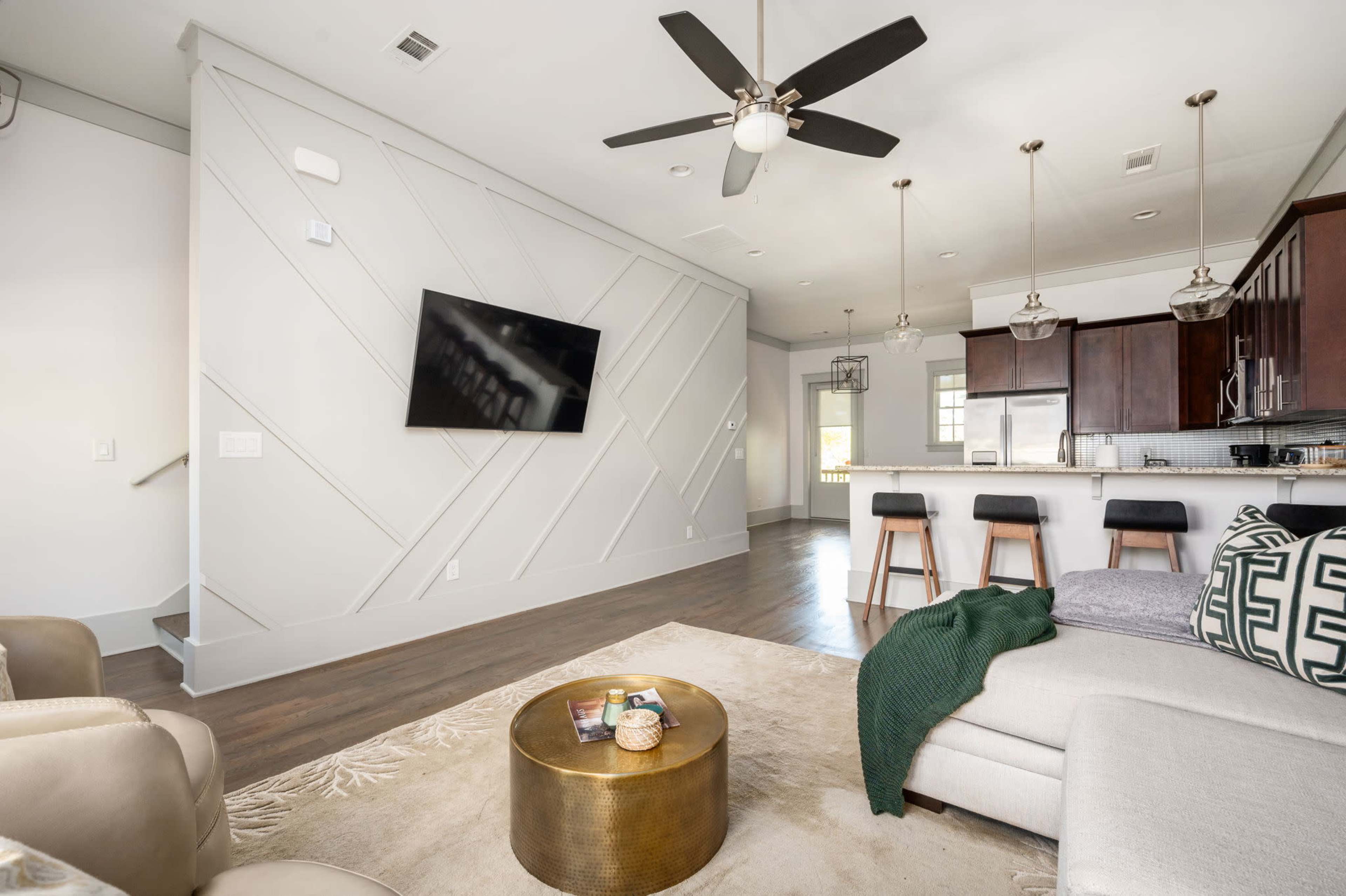 The Dogwood Dwelling | Spacious Intown Loft Style Home for Photoshoots ...