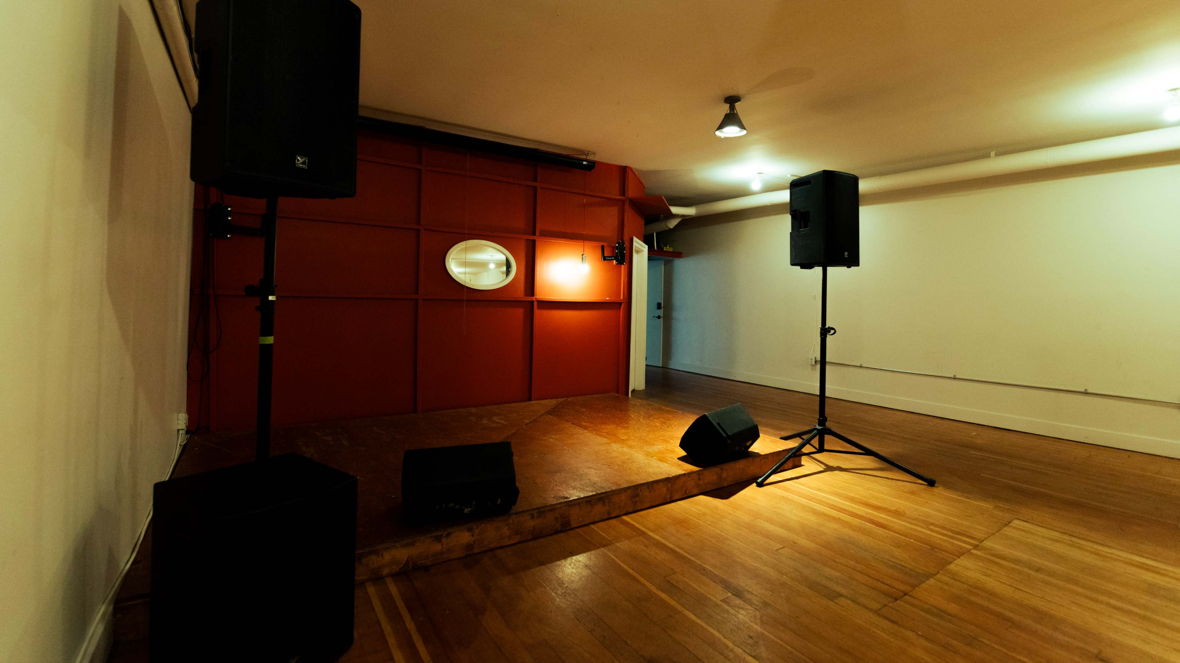 Moms / Leo's Clothing Supply | Downtown Loft with Lounge and Garage ...