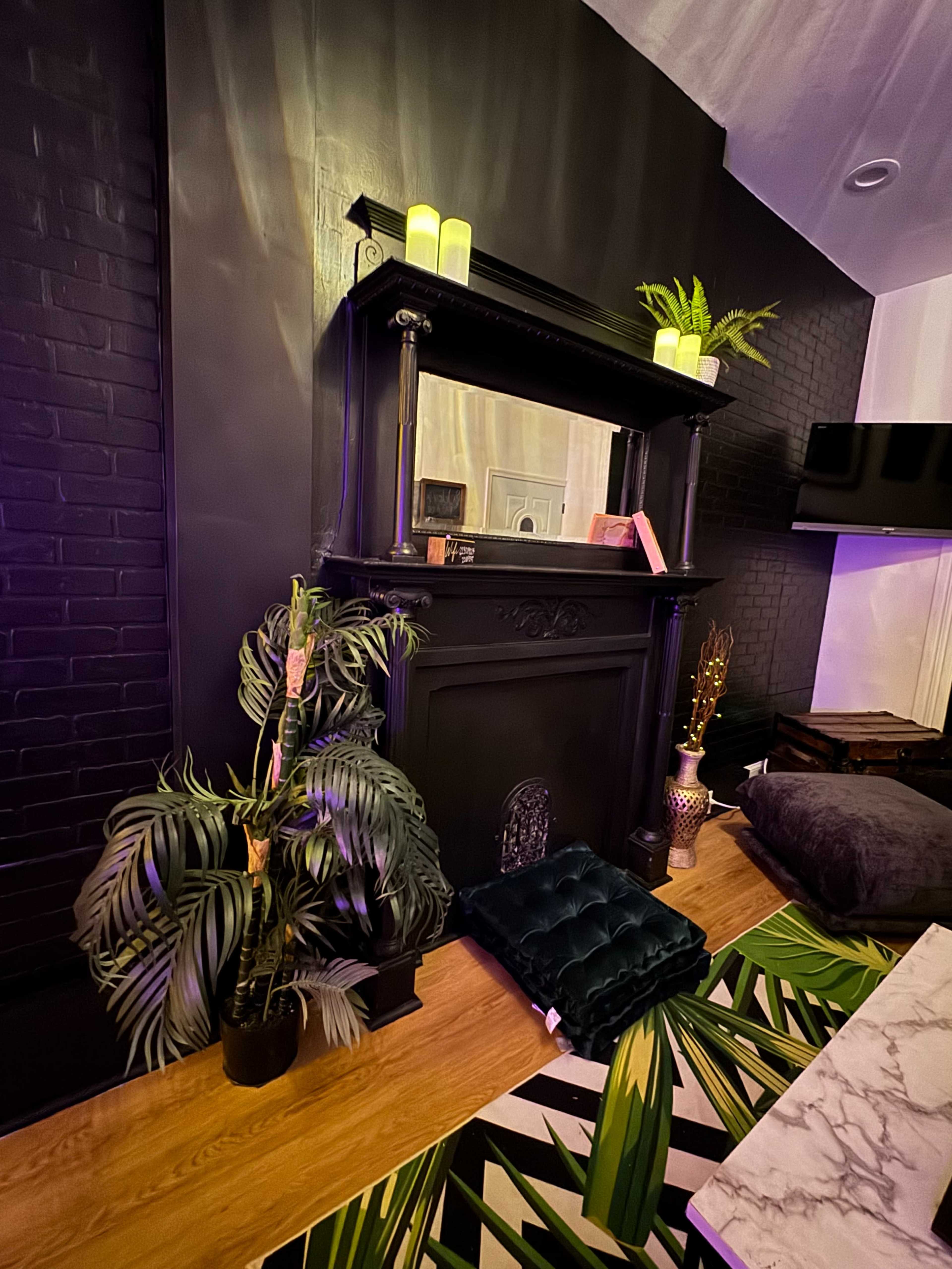 Midnight Manor Hideout, Baltimore, MD | Production | Peerspace