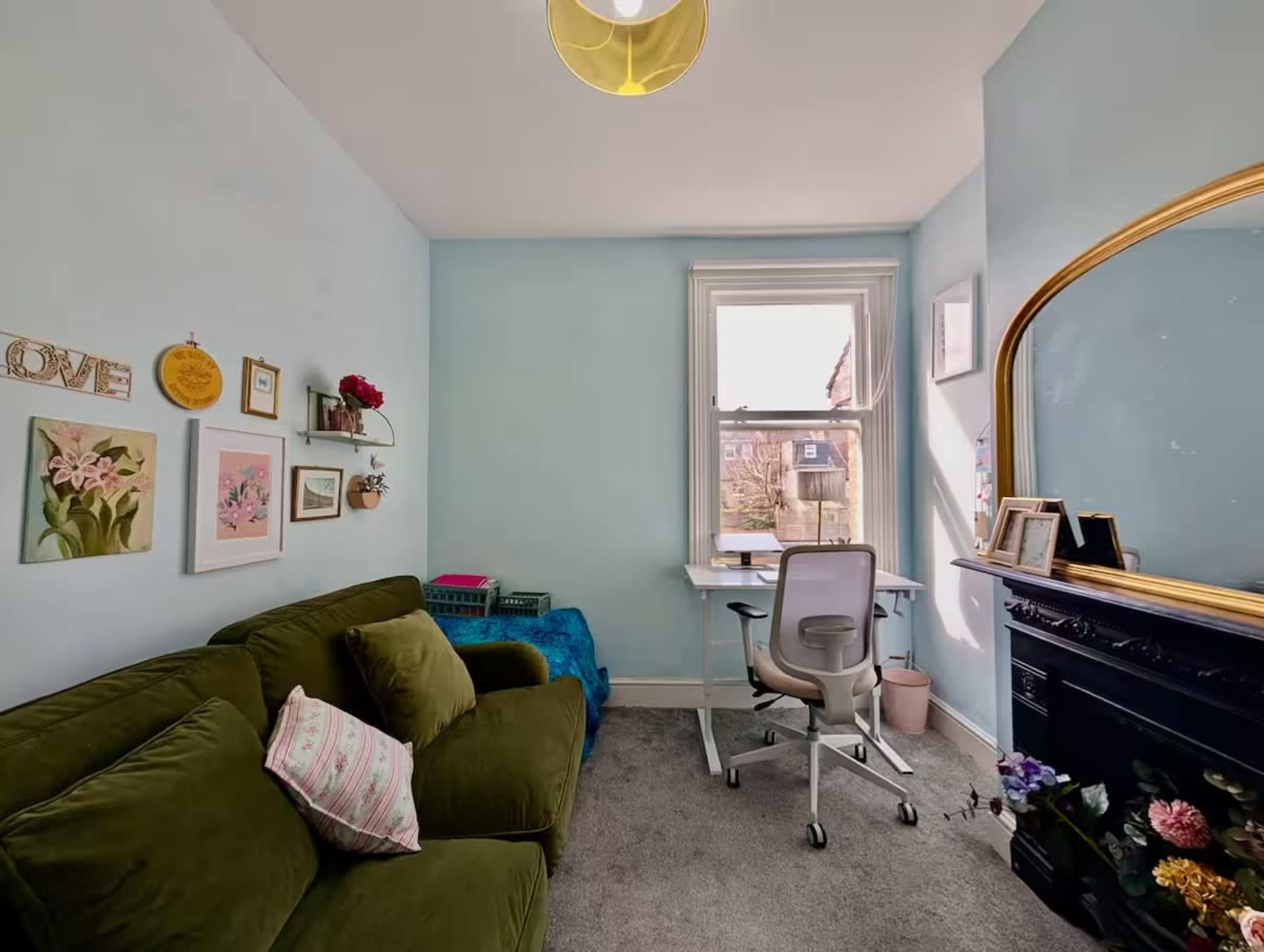 Colourful, modern apartment for photos and filming, London | Production ...