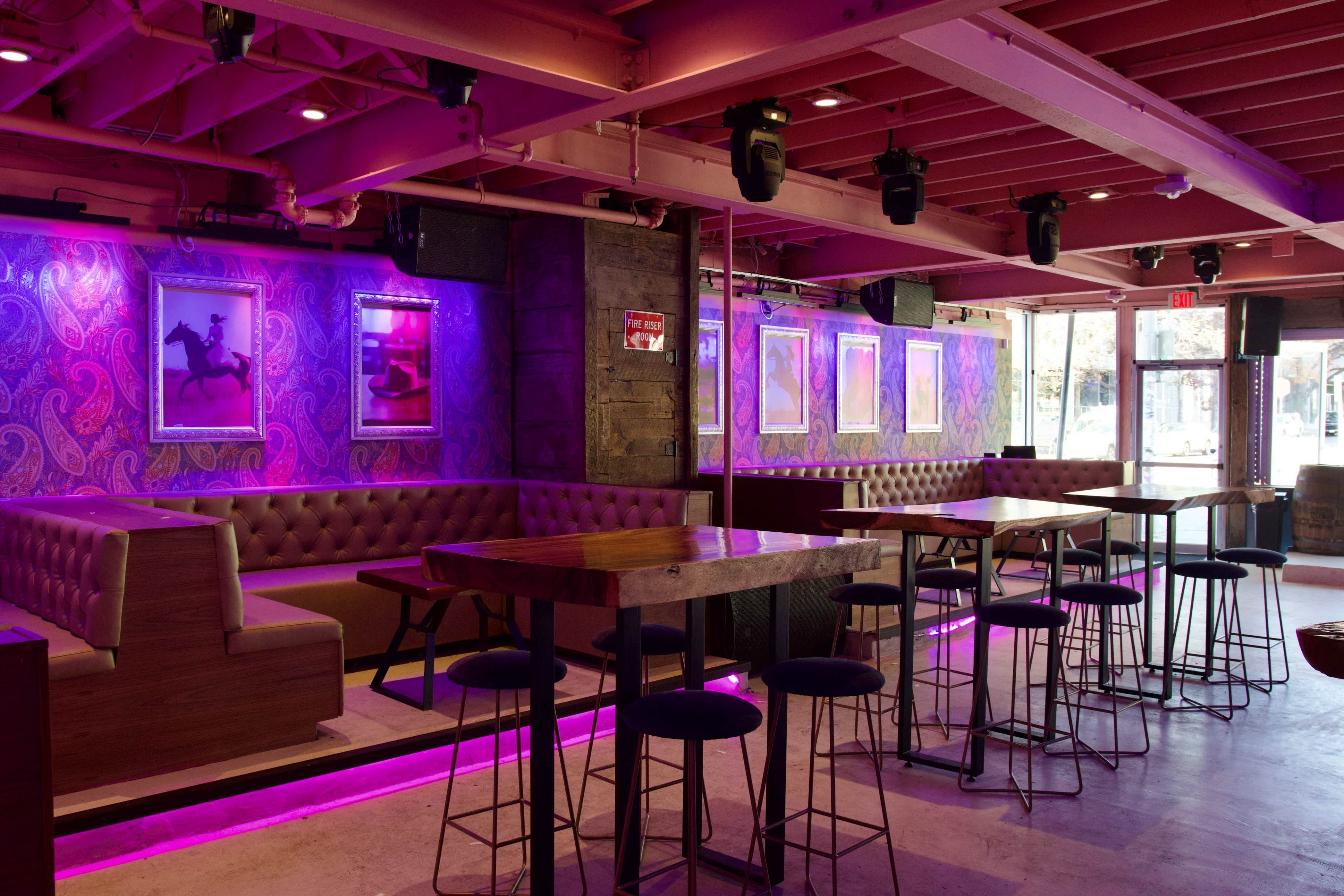 Willow Country Bar, between downtown & west end, rooftop views, DJ, and ...