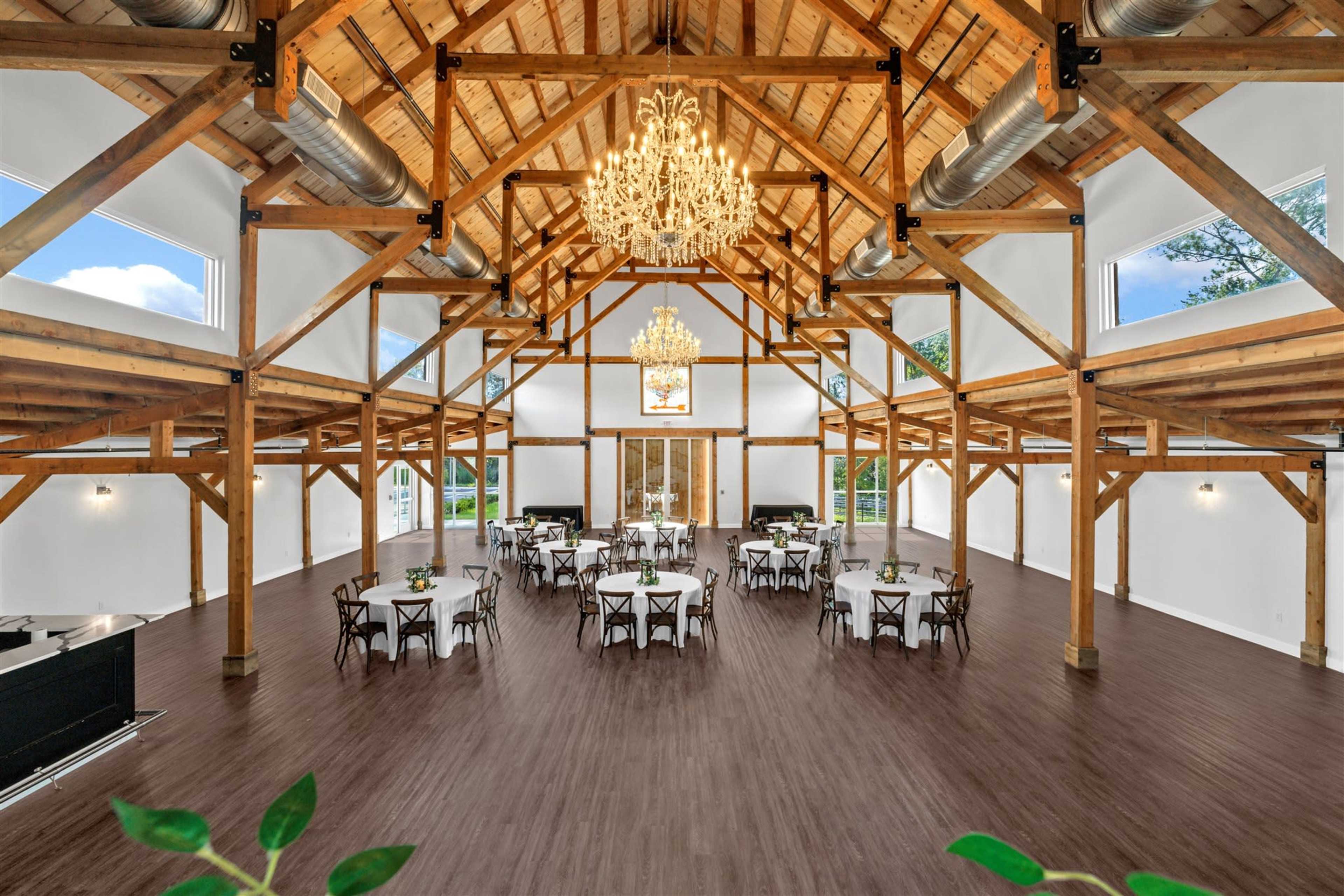 Rustic Barn Styled Banquet Hall, Oviedo, FL | Off-Site | Peerspace