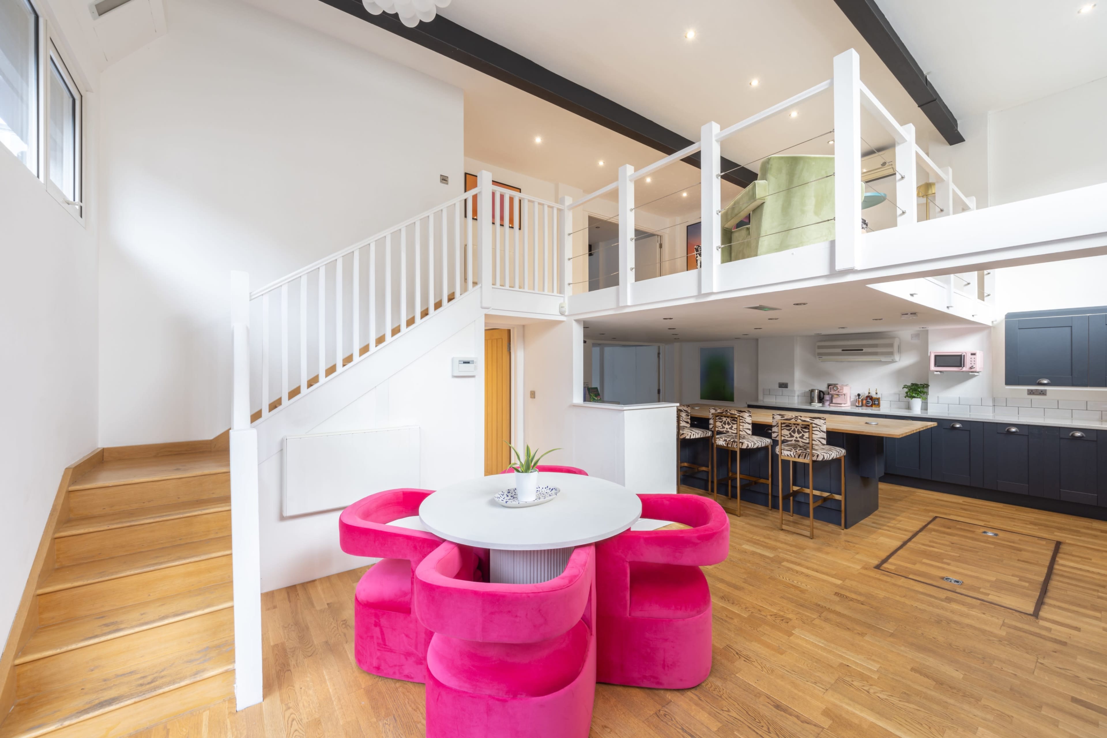 LND Studio | Vibrant NYC loft-style studio, London | Event | Peerspace