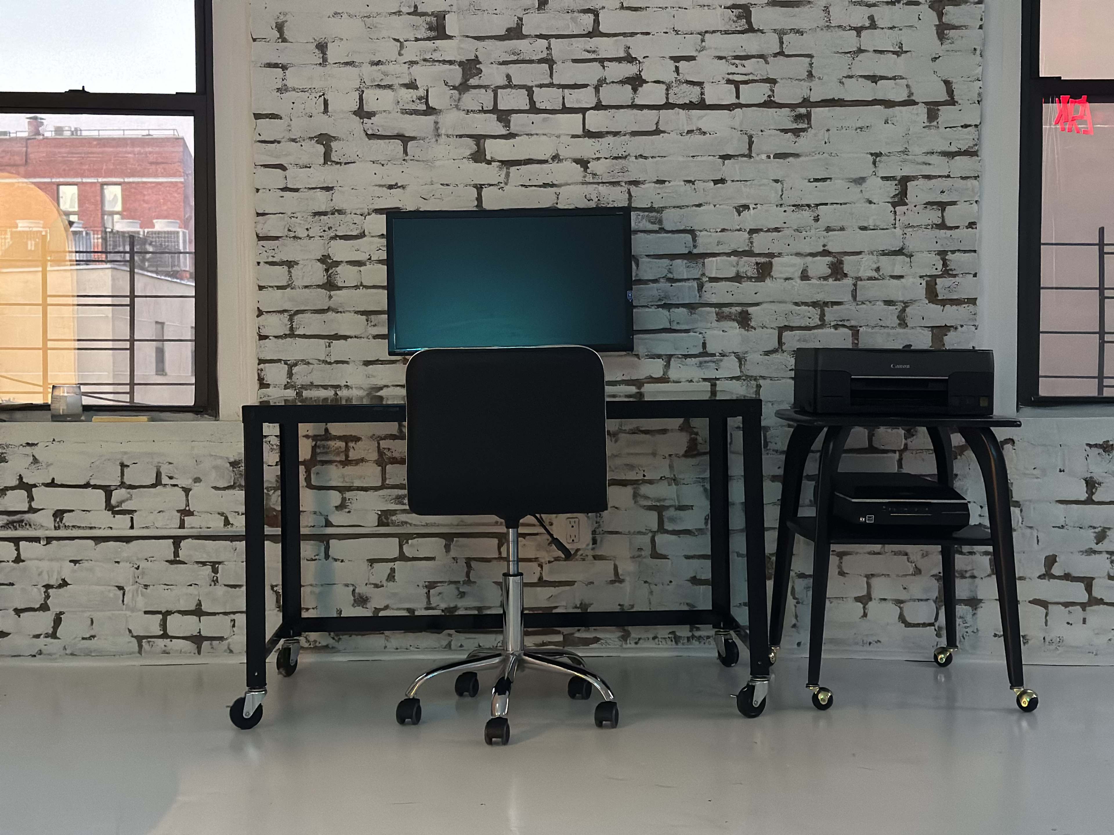 FLUX LUMINA | Multi-Use Artistic All-White Loft with Walls of Windows ...