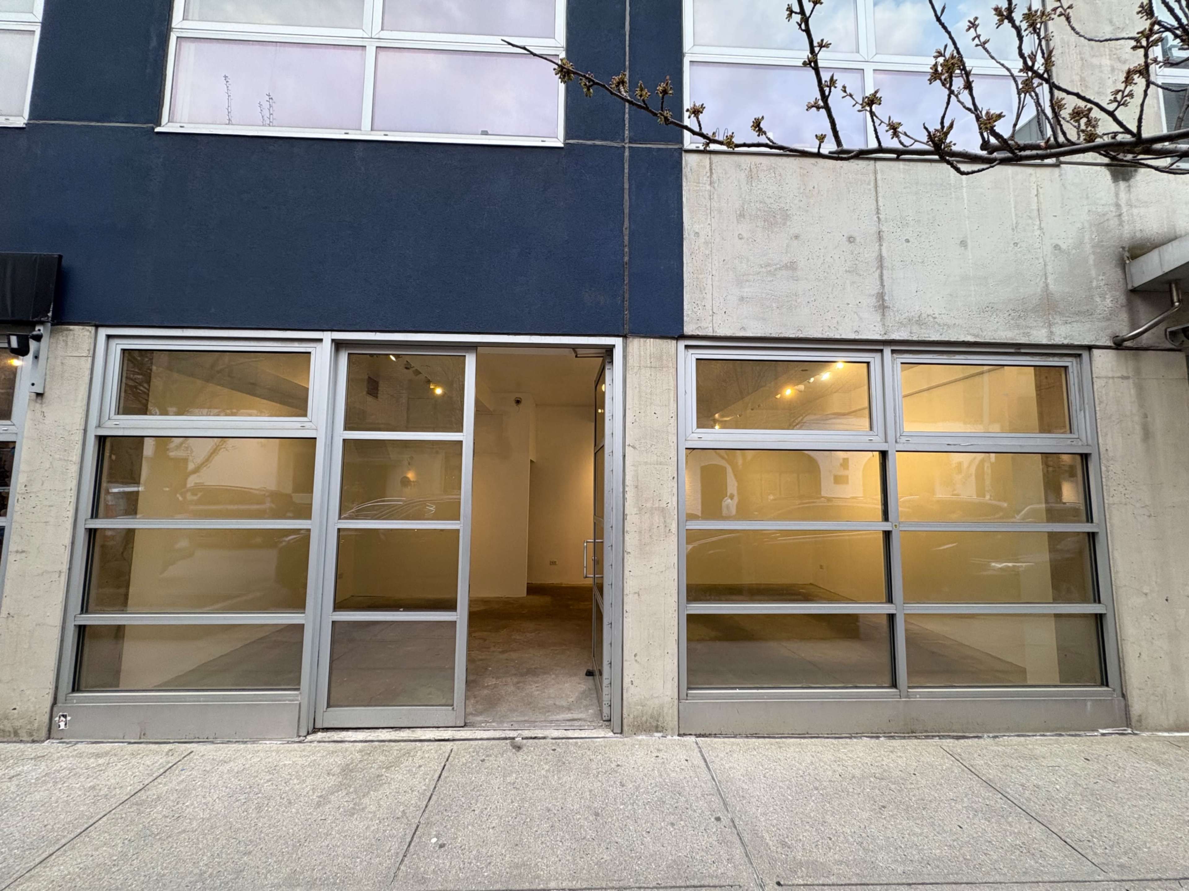 Bright & Versatile Pop-Up Retail Space in Prime Williamsburg, Brooklyn ...