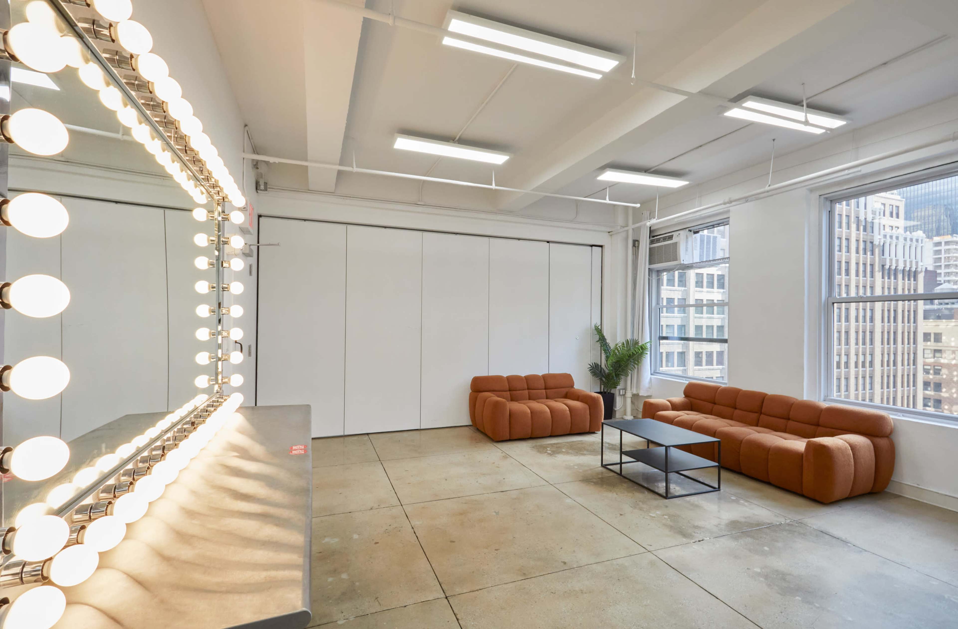 14B Huge Studio Manhattan City Views + Free EQ, NEW YORK, NY ...