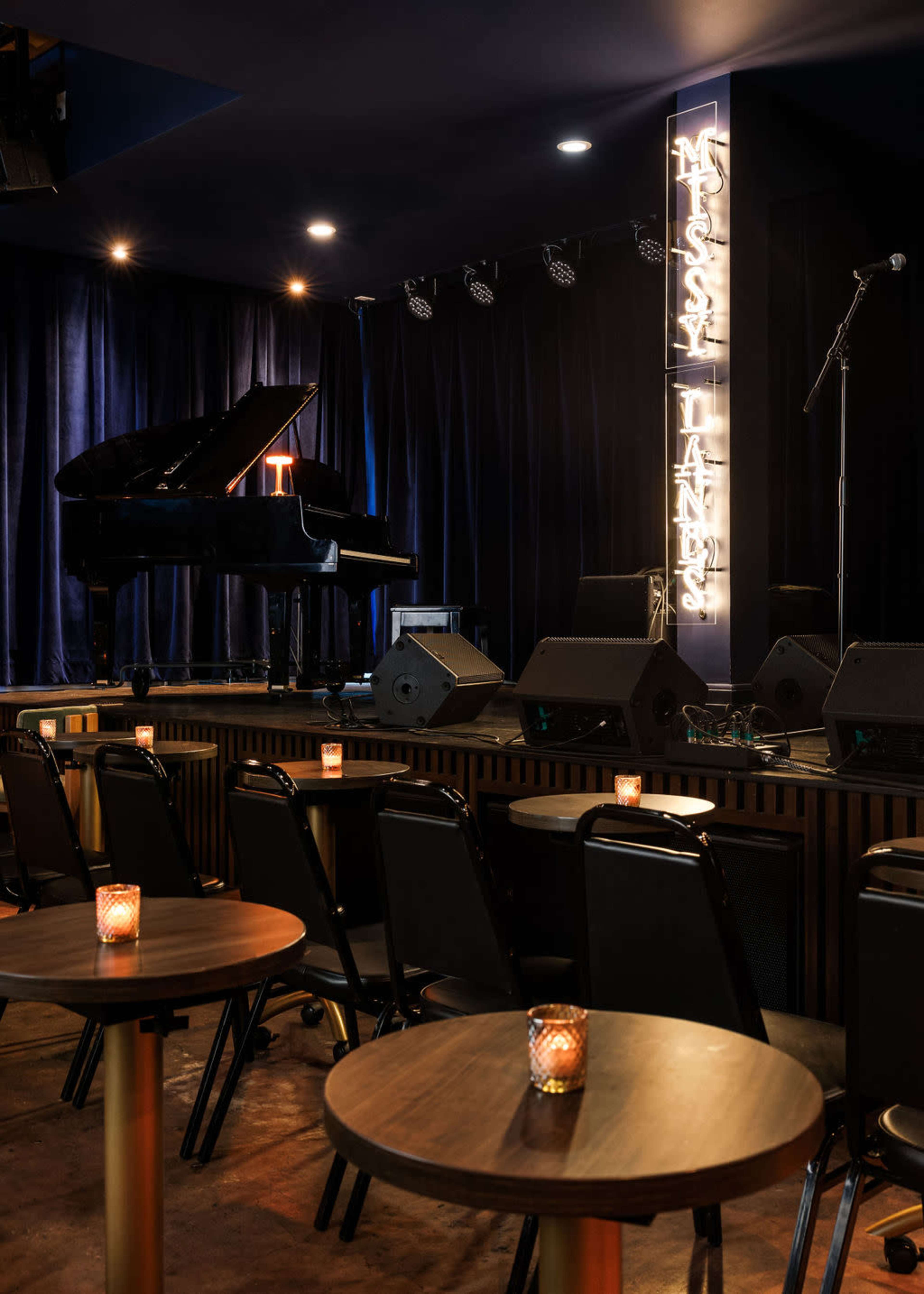 Elegant Downtown Durham Venue with Cocktail Bar, Stage & Catering ...