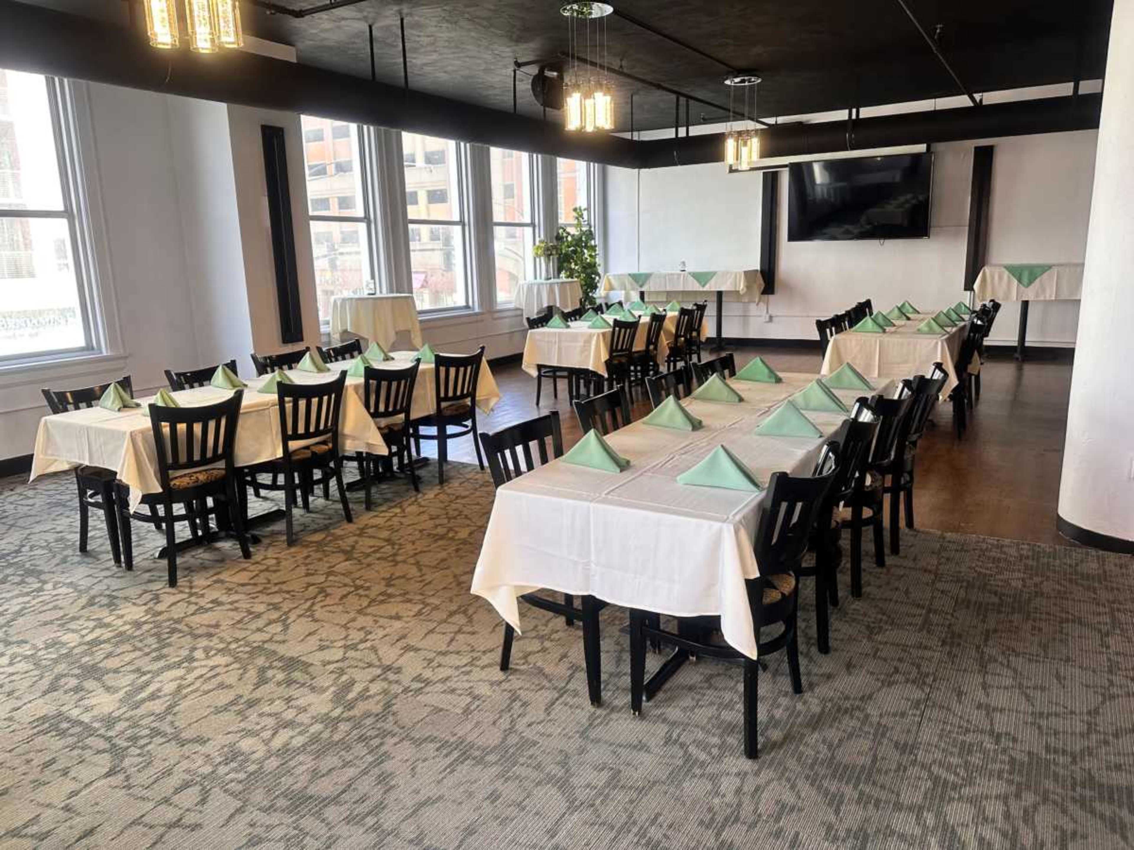 The Terrace room, Green Bay, WI | Event | Peerspace