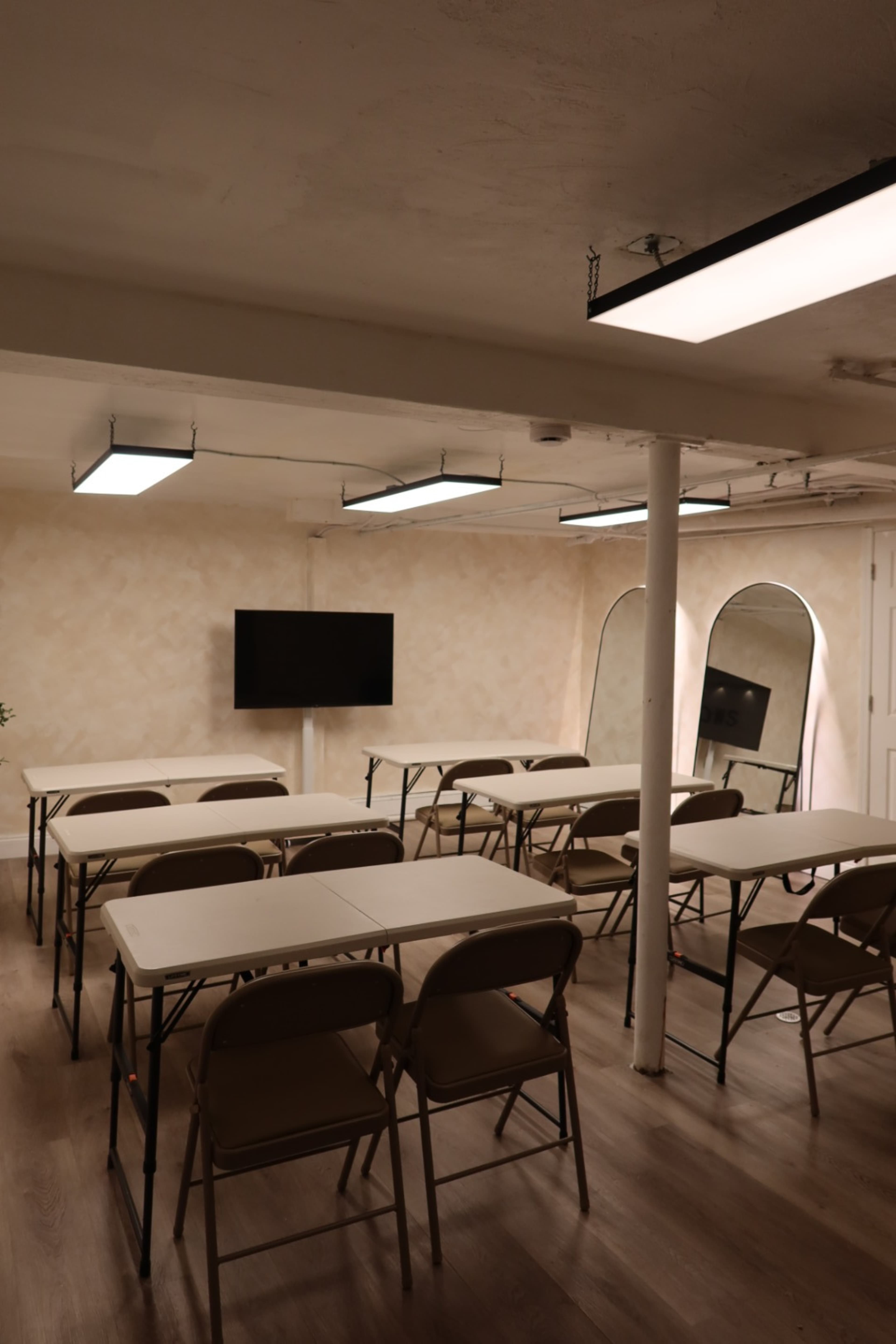 VALBROWS Training Studio | Industrial-Chic Studio in Astoria for Classes & Workshops, Astoria ...