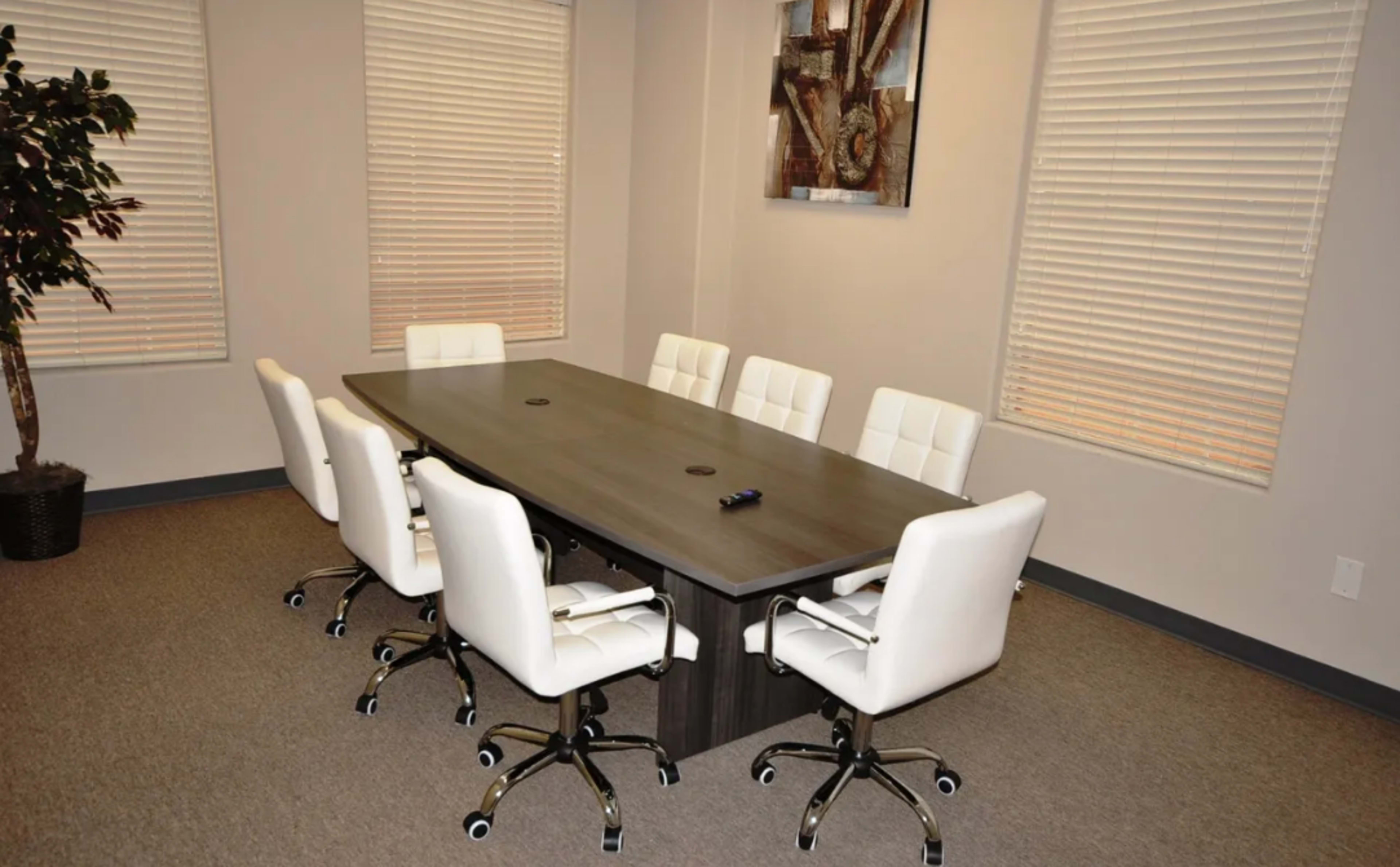 South Houston Conference Room in Co-working Space, Houston, TX | Off ...