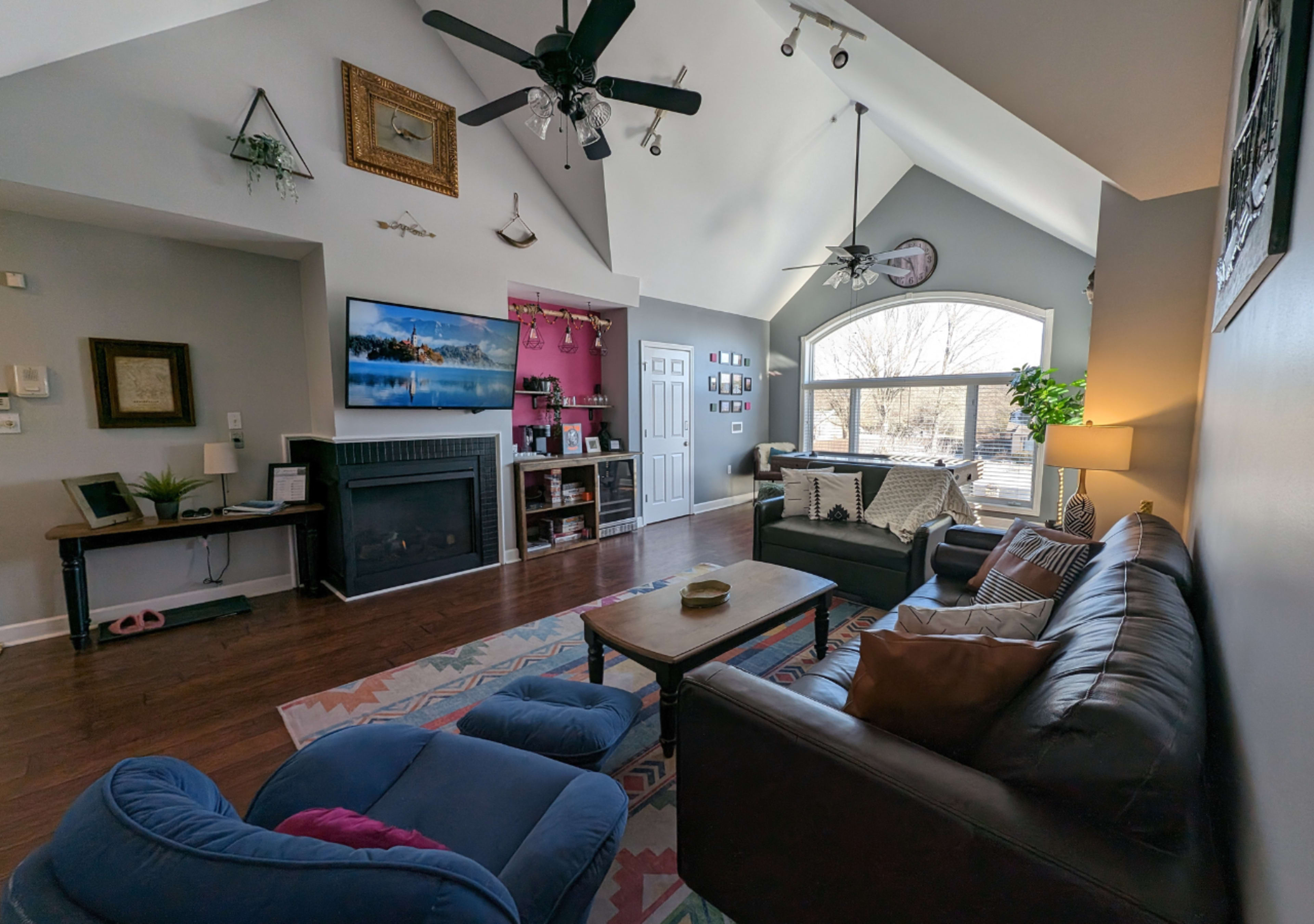 Bearfoot by the River | Riverside Smokies Escape | Modern Condo with ...