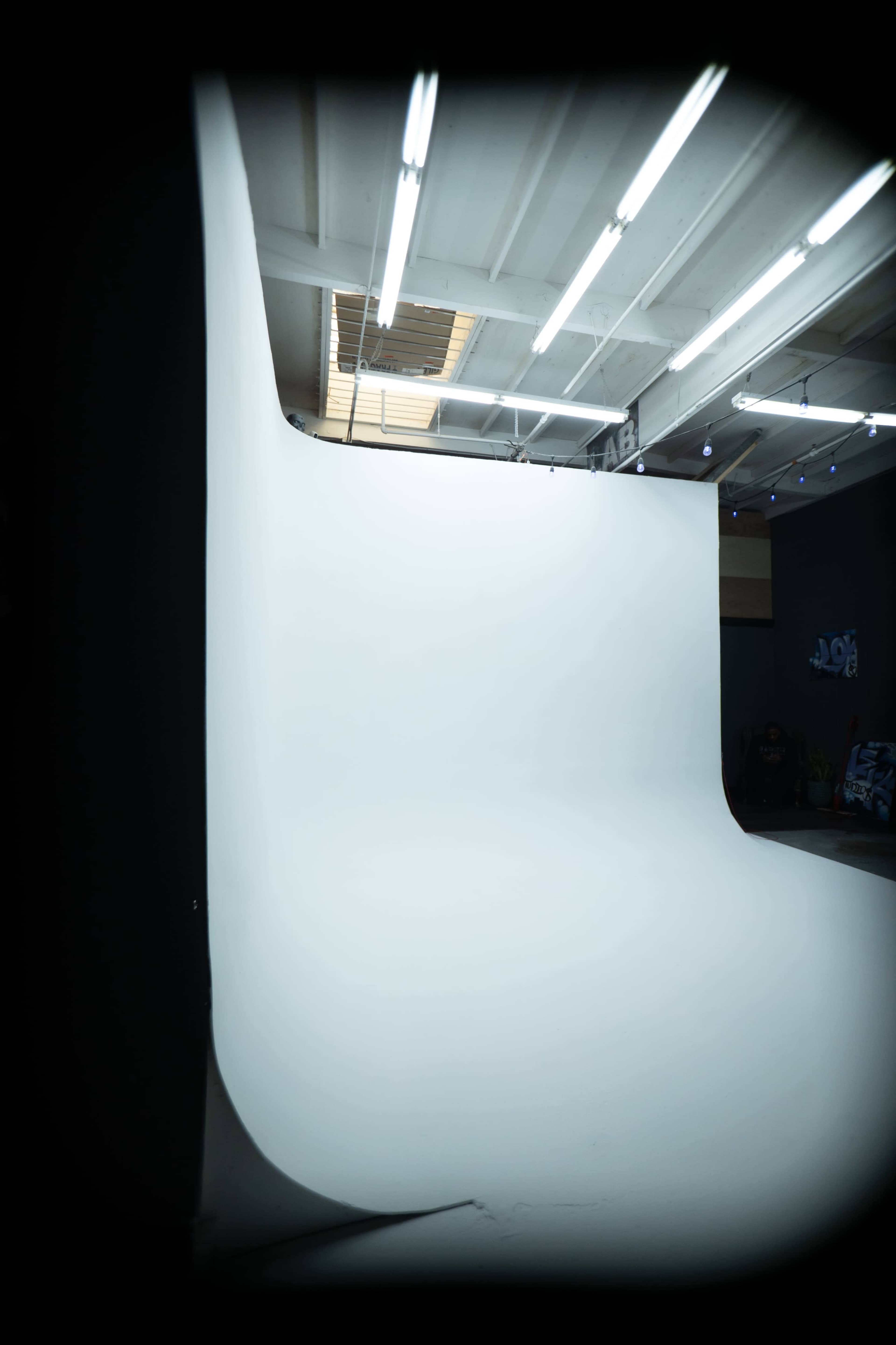 Beautiful Cyc Wall Studio for Filming, Photo Shoots, Podcasts, Music ...