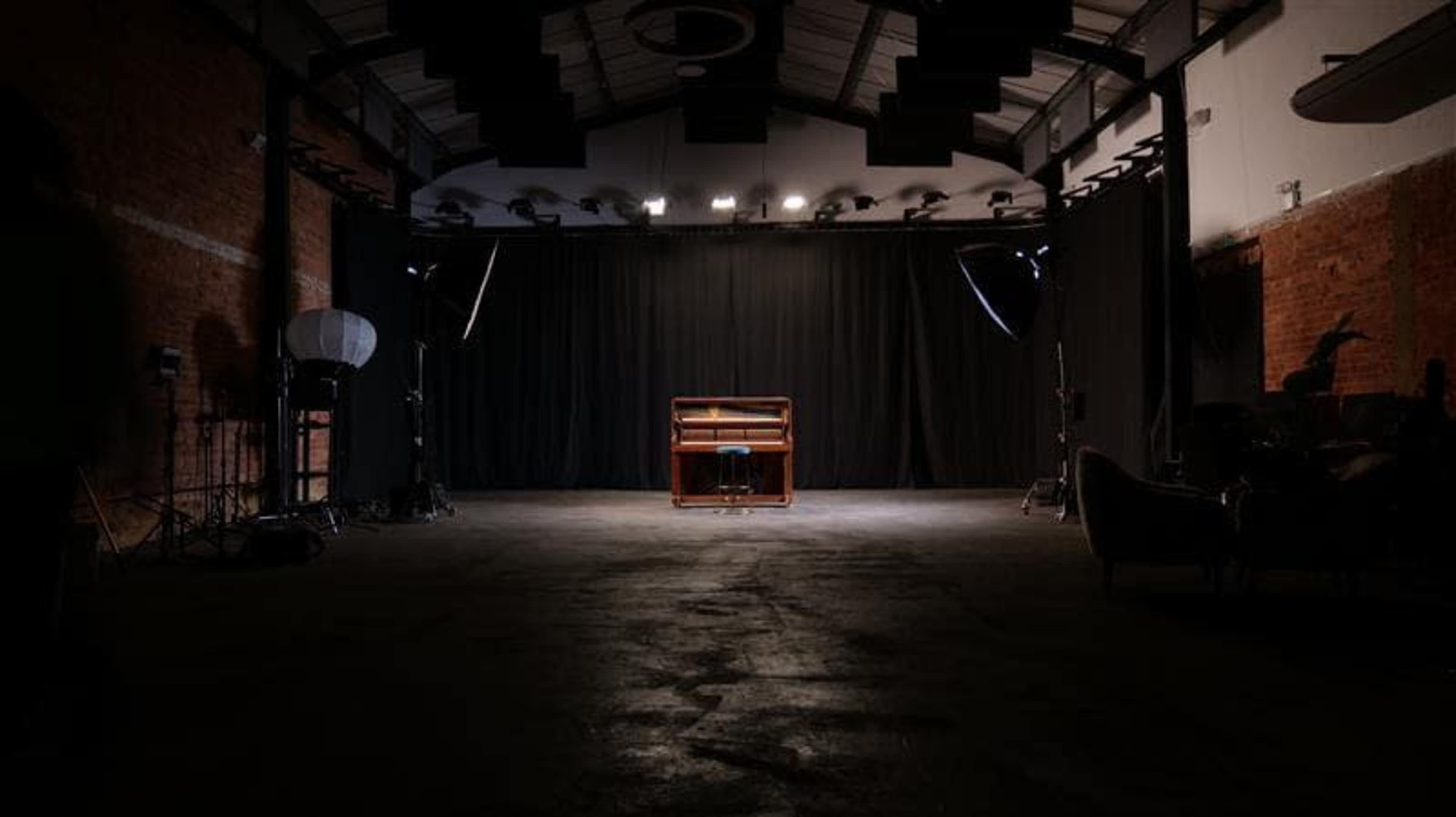 Finchley Studios | Giant Blackout Set at Finchley Studios, London | Off ...