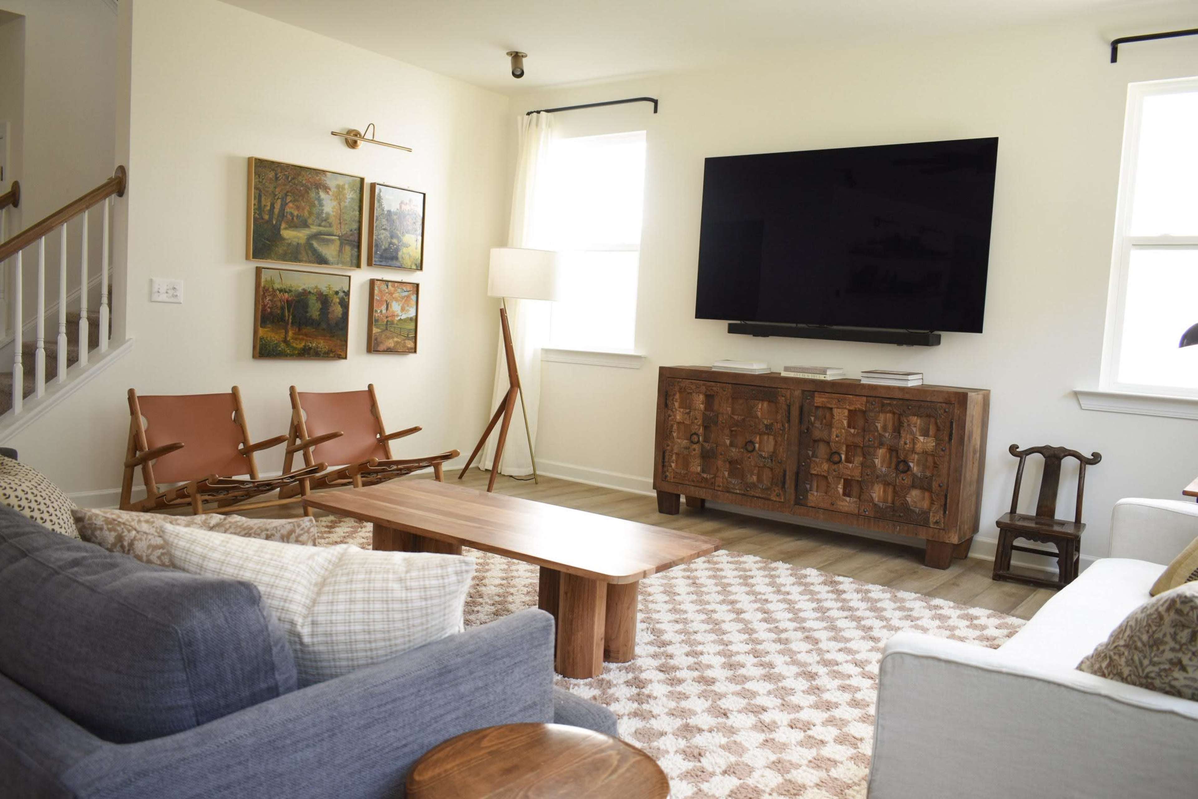 Modern Light-Filled Home with Open Layout – Perfect for Shoots, Garner ...