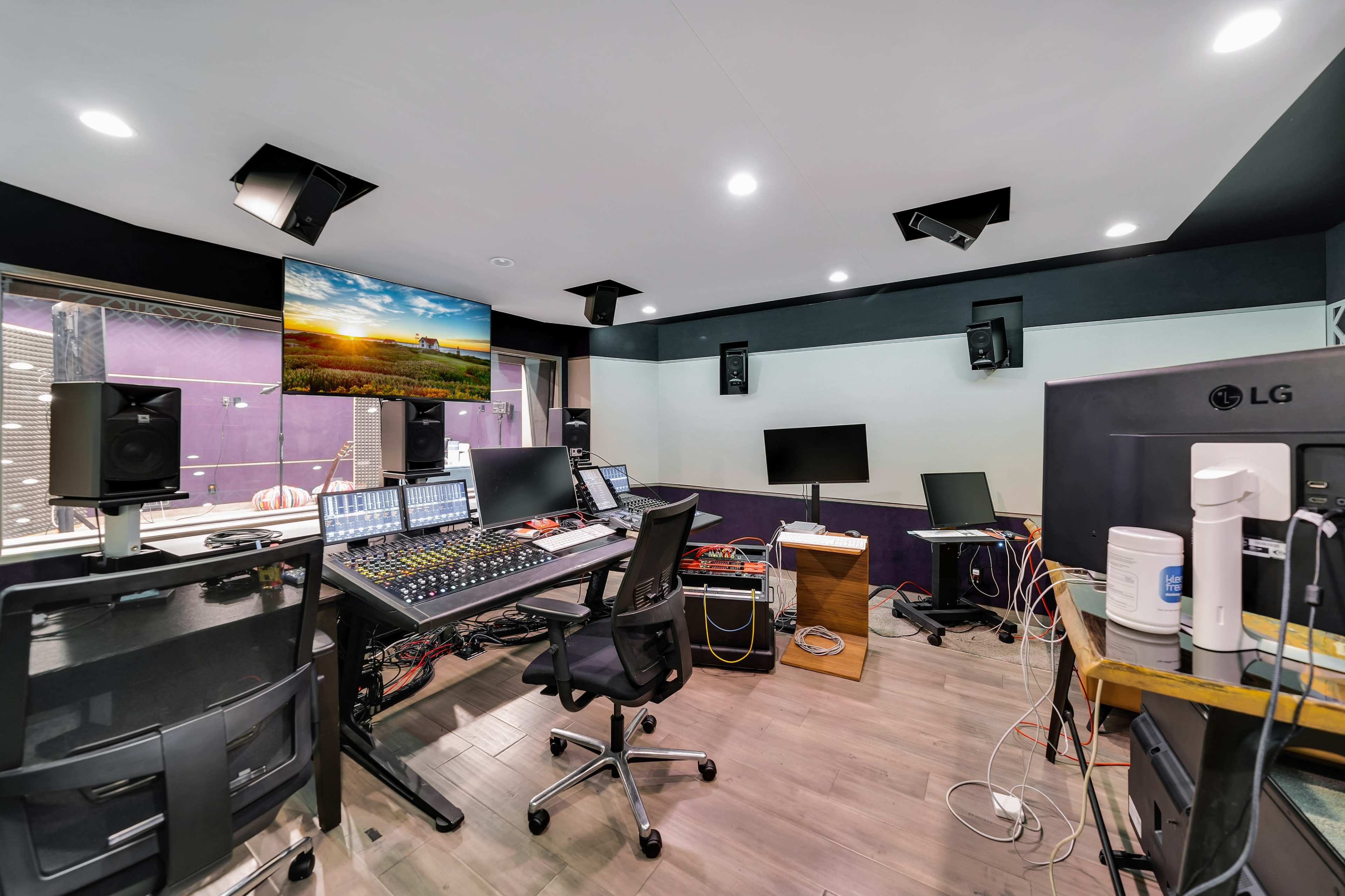 SLEEK & MODERN RECORDING STUDIO – HIGH-TECH, Glendale, CA | Event ...