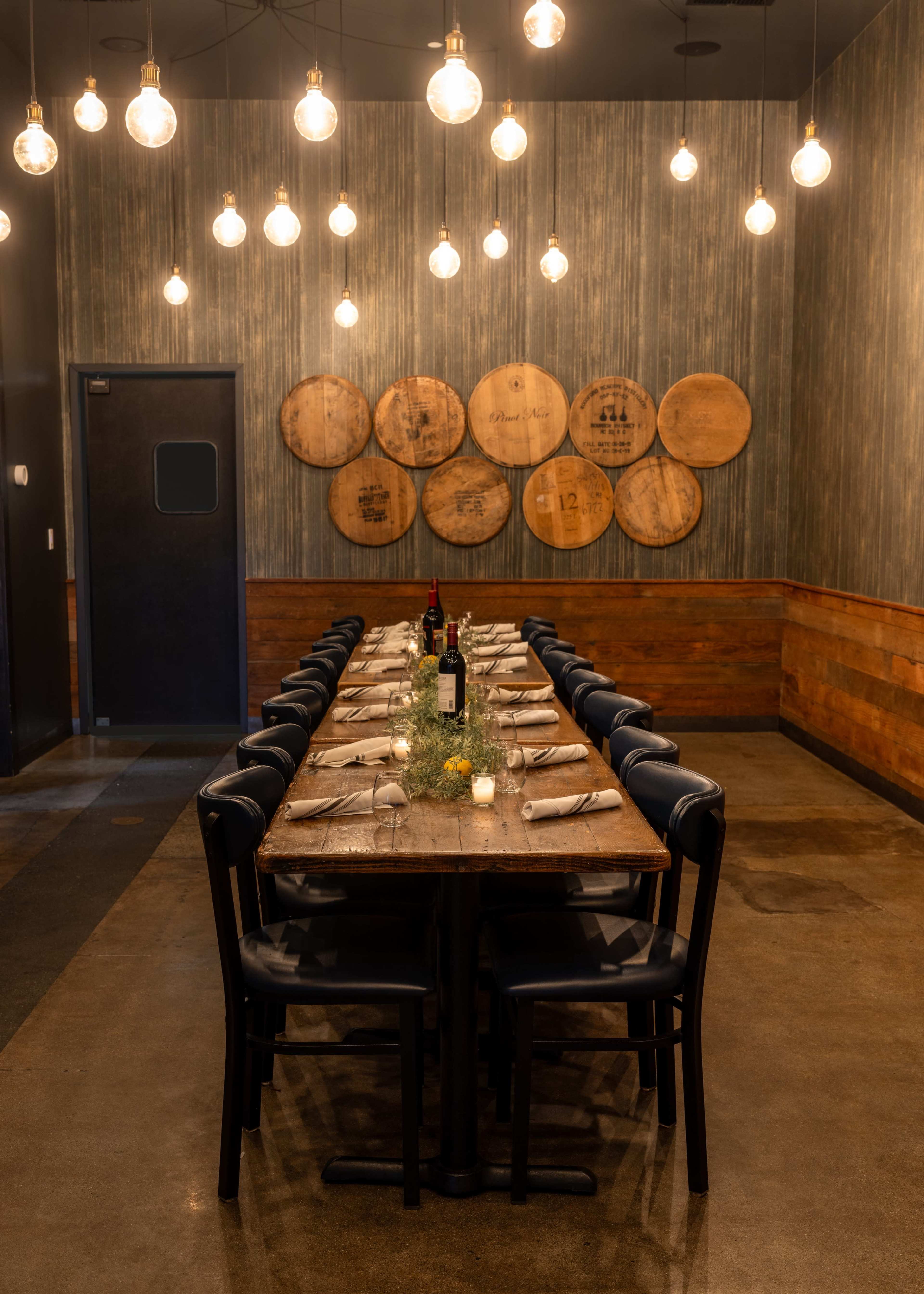 Urban Eatery with Cozy & Rustic Private Dining Room for Intimate ...