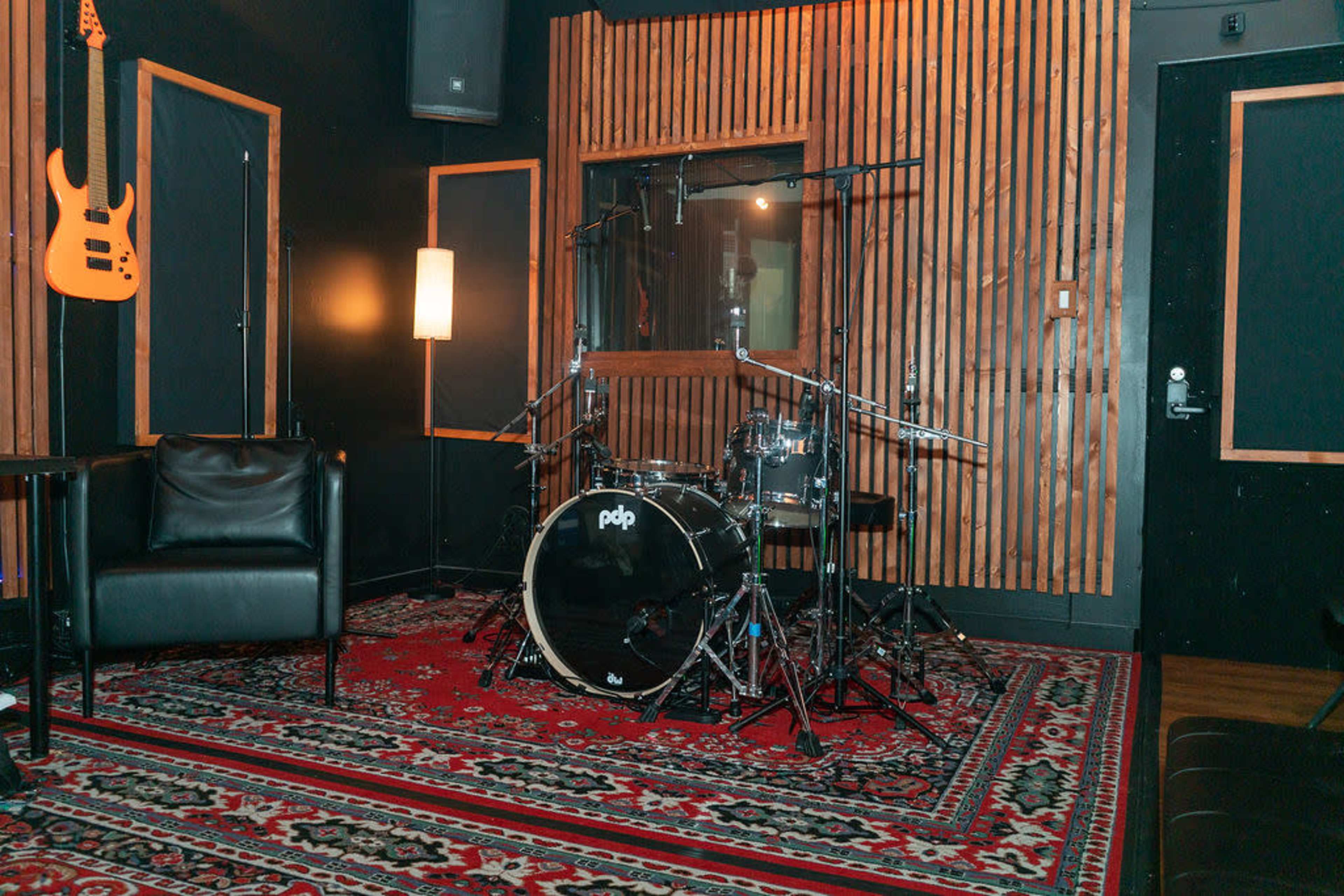 Recording studio in the heart of Noho Arts district, North Hollywood ...