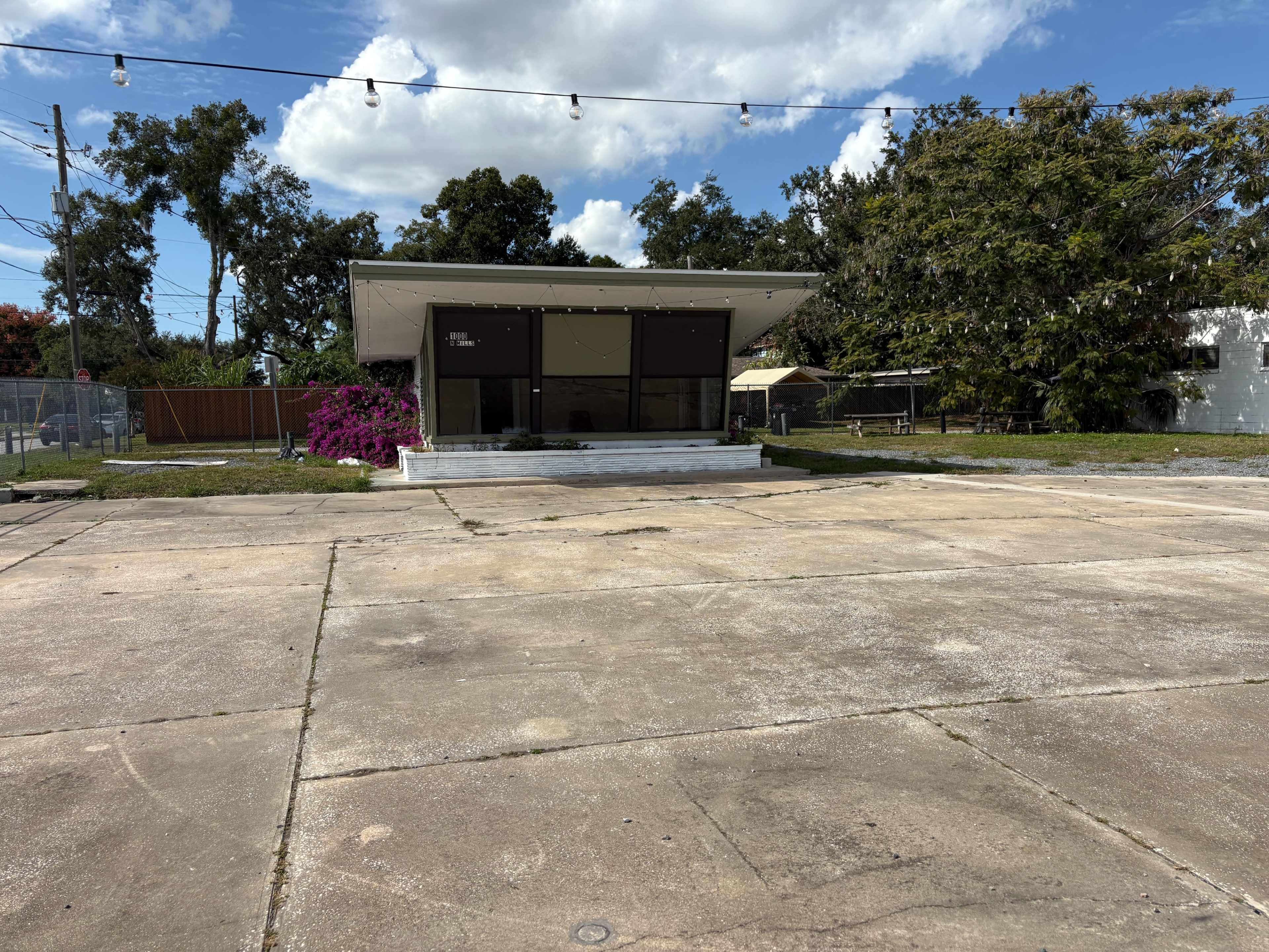 Versatile outdoor event venue, ORLANDO, FL | Event | Peerspace