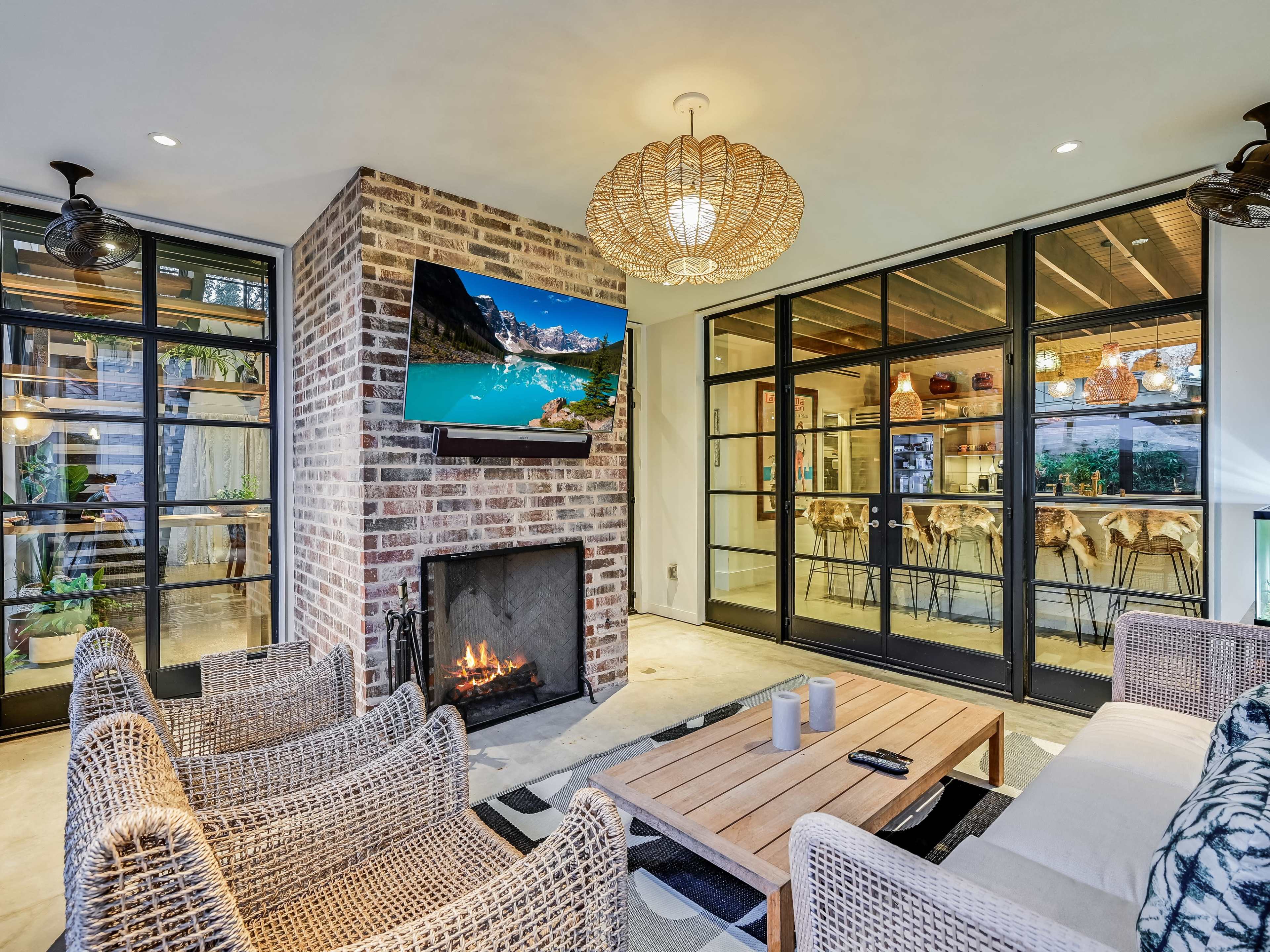 FROG + LilyPad | Urban chic modern industrial farmhouse close to ...