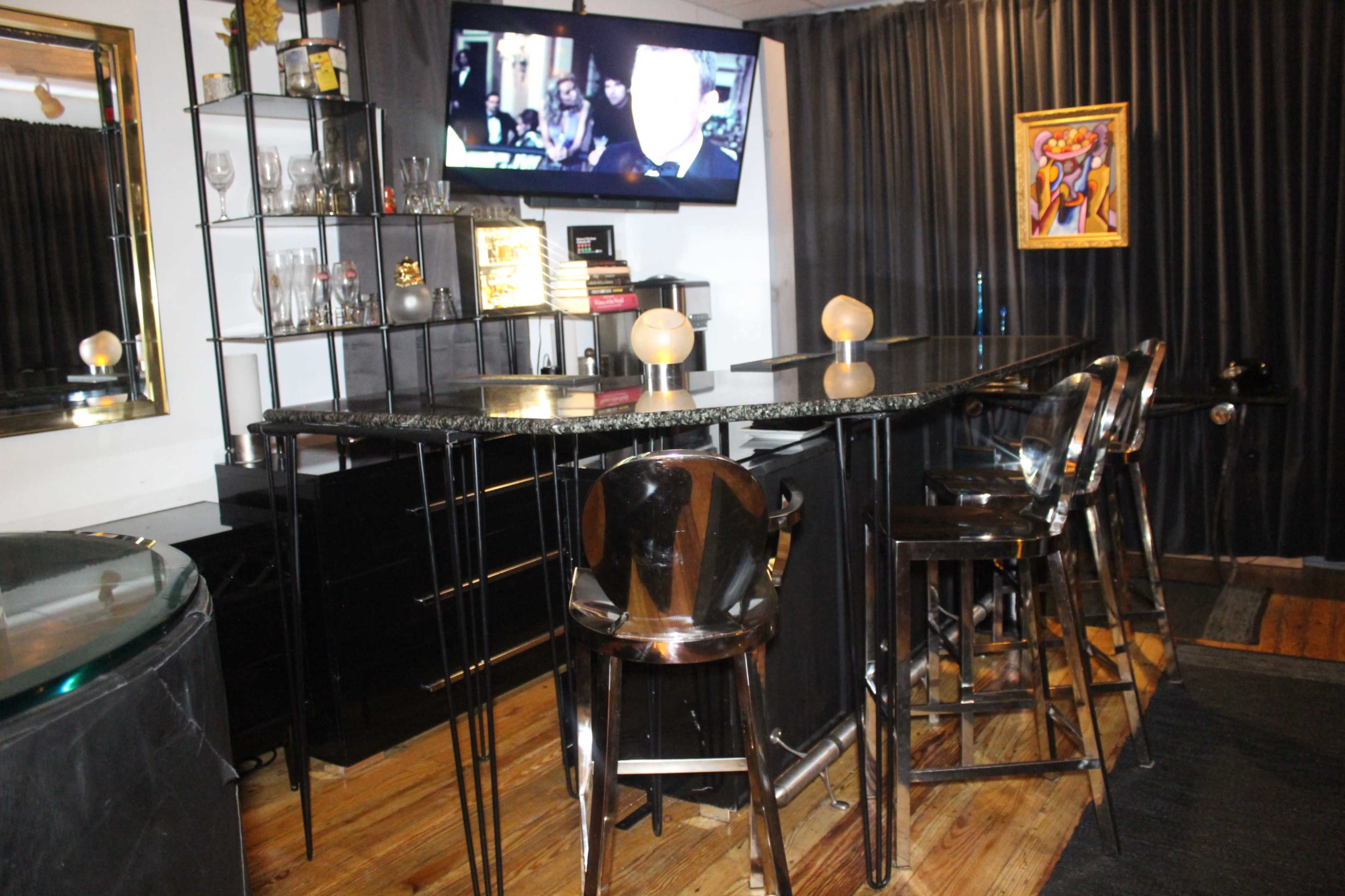 Mankind Boutique Lounge | Furnished Intimate Event Venue w/ Bar ...