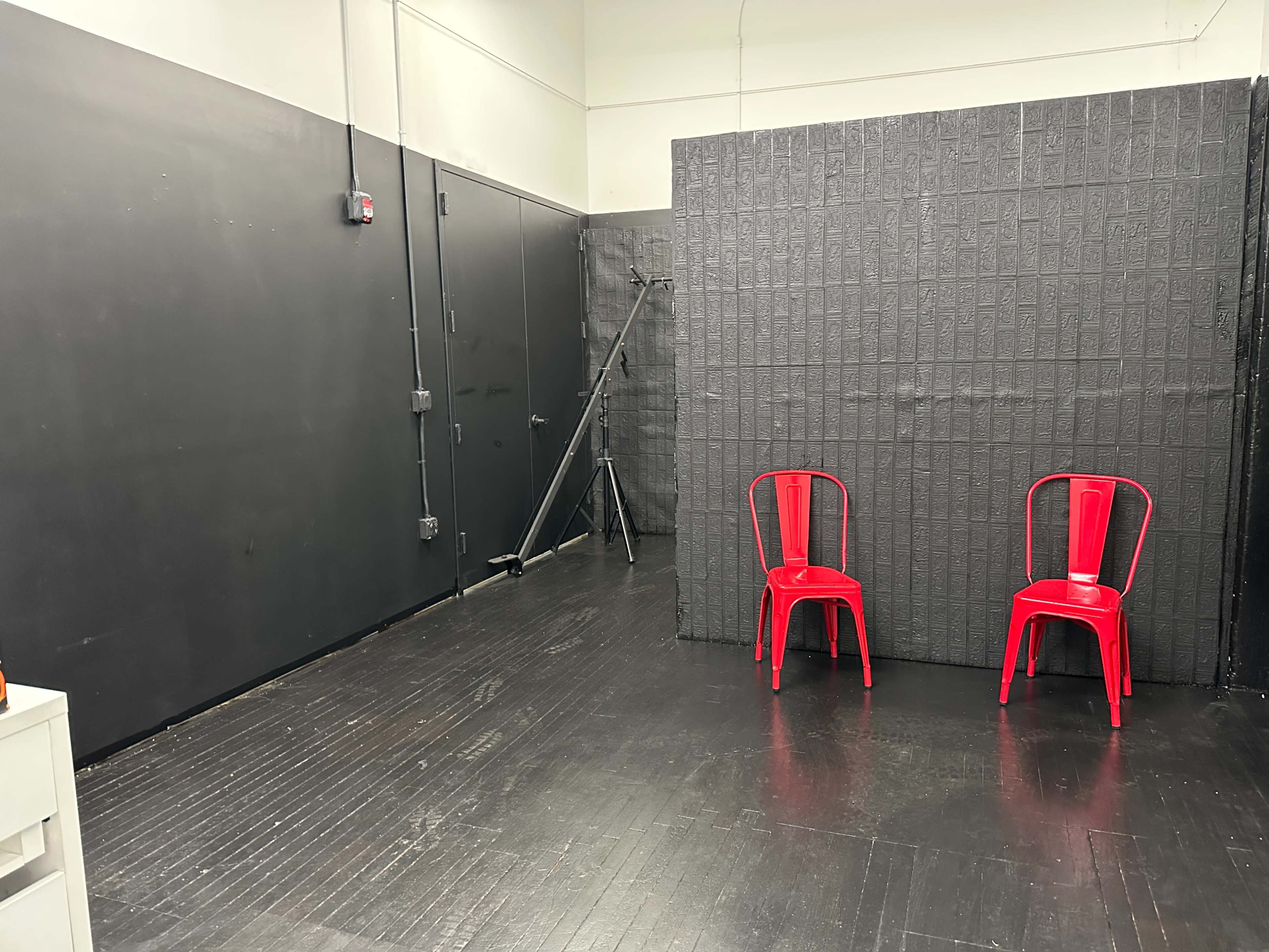 10 foot LED Wall Production Studios | LED Wall| virtual production/ RED ...