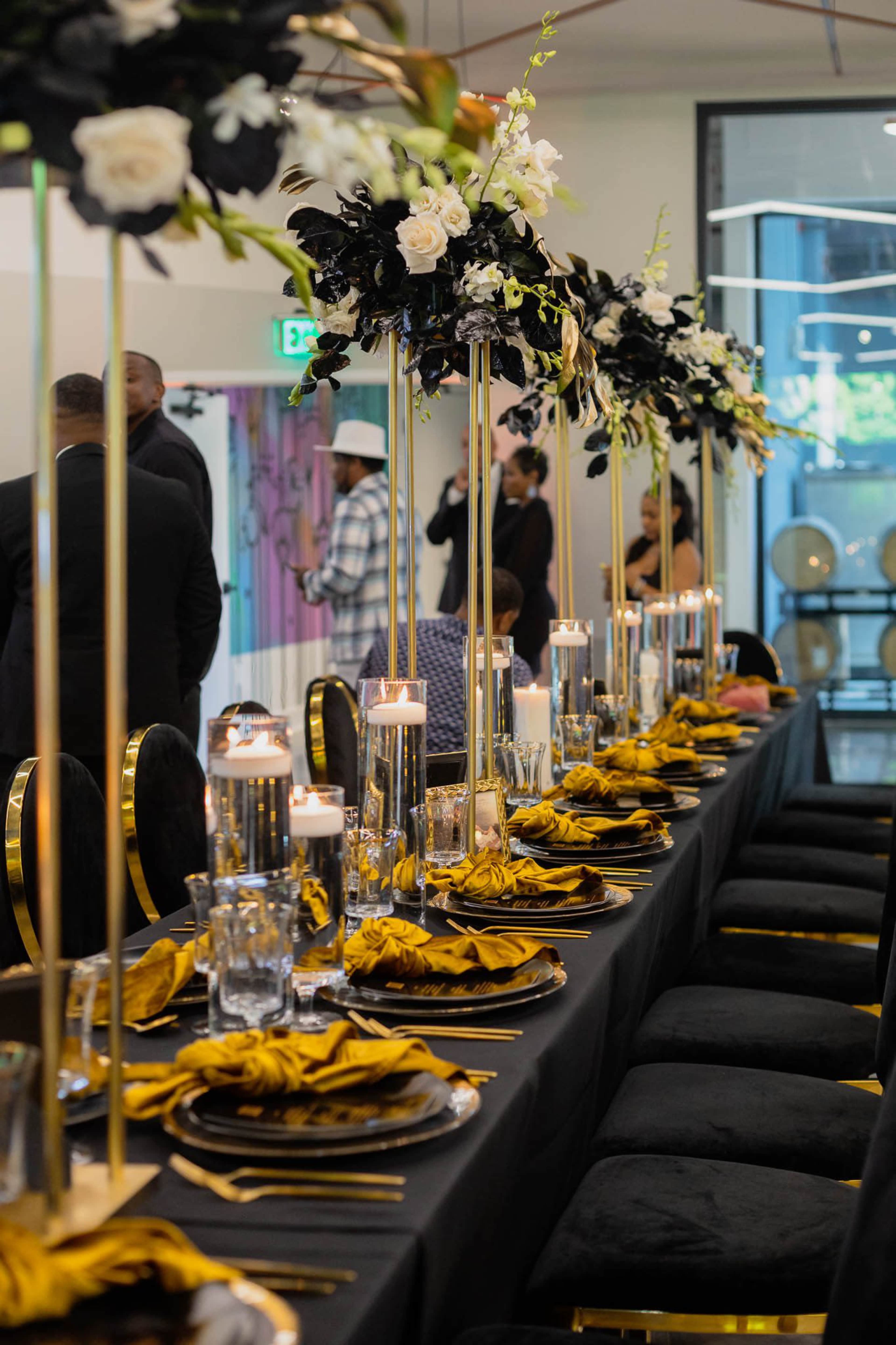 Distillery of Modern Art | Cocktail Lounge in Modern, Elegant ...