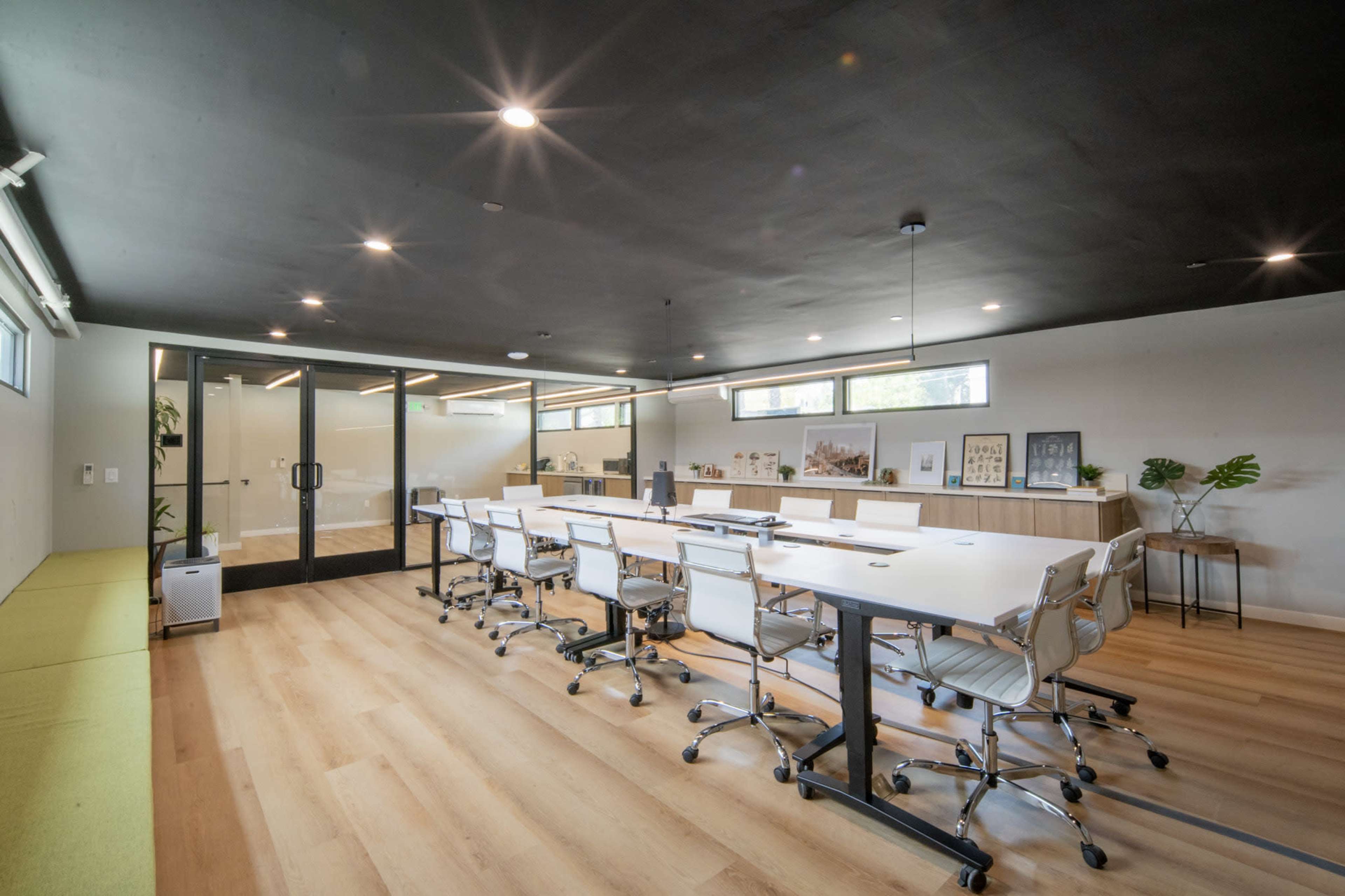 Stage3 MediaWorks | Modern Conference Room, Pasadena, CA | Off-Site ...
