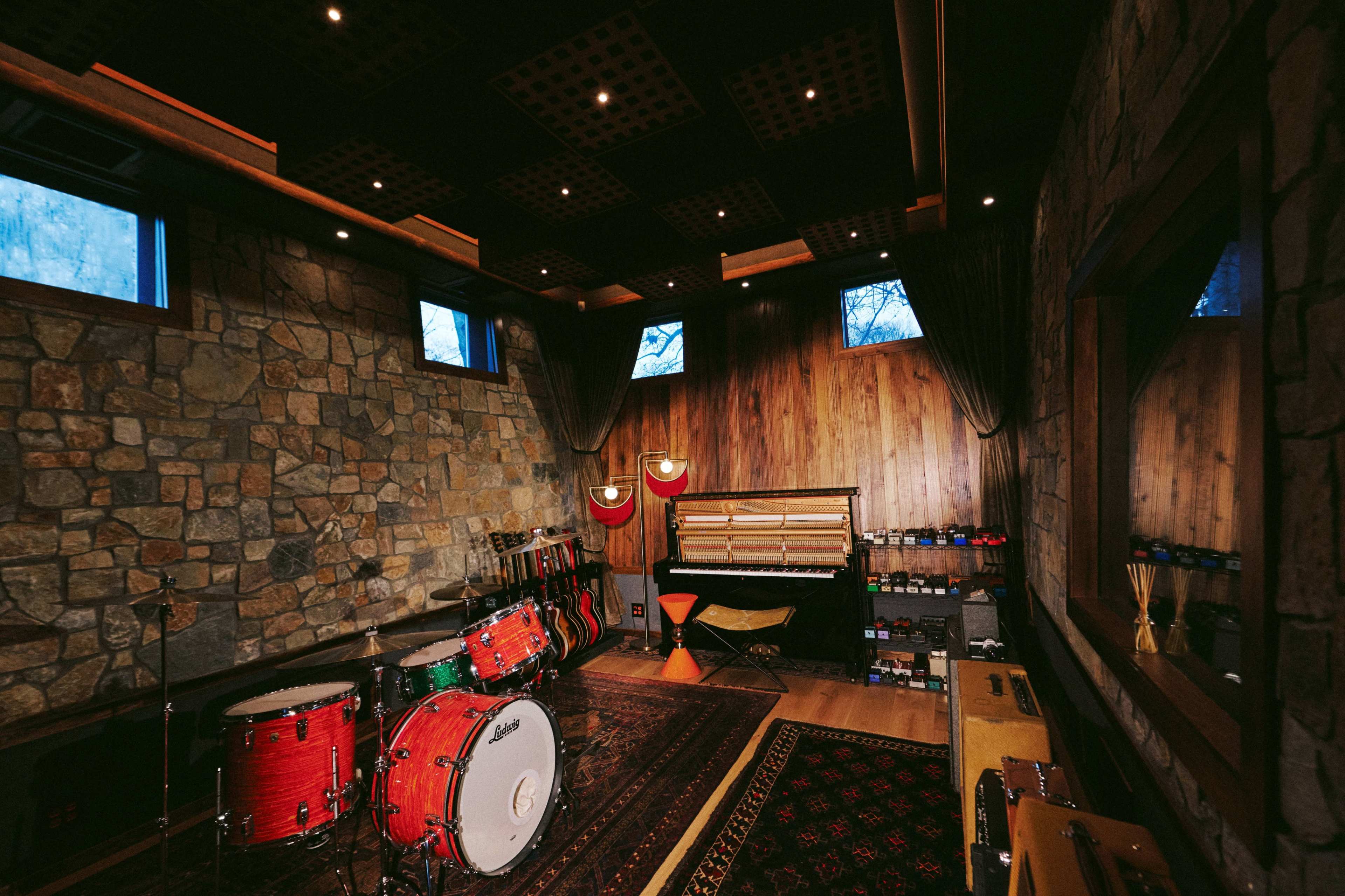Wheelhouse Studio | Cozy Boutique East Nashville Recording Studio ...