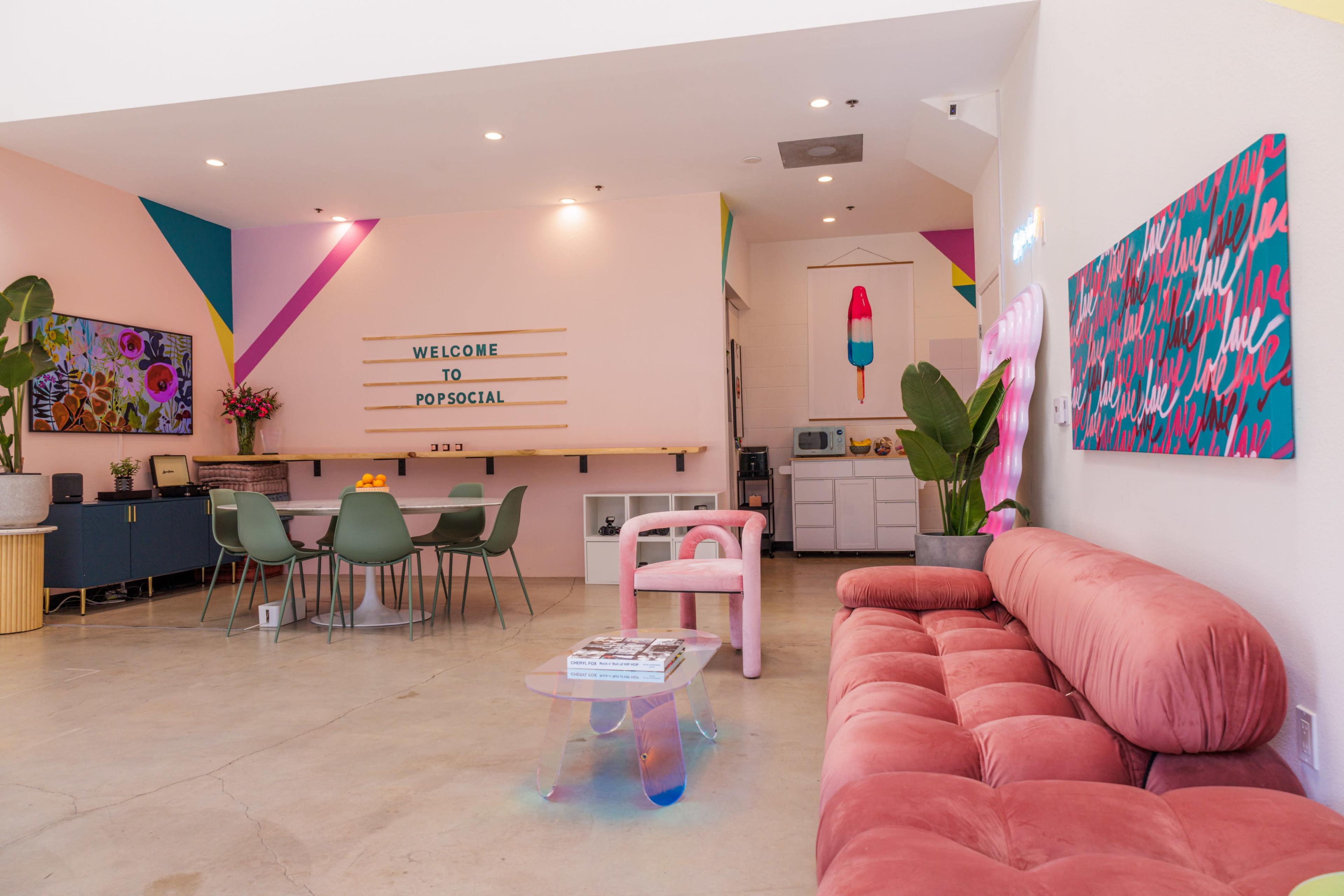 POPsocial | Bright Creative Venice Loft - Photo/Video Studio & Community Space, Venice, CA ...