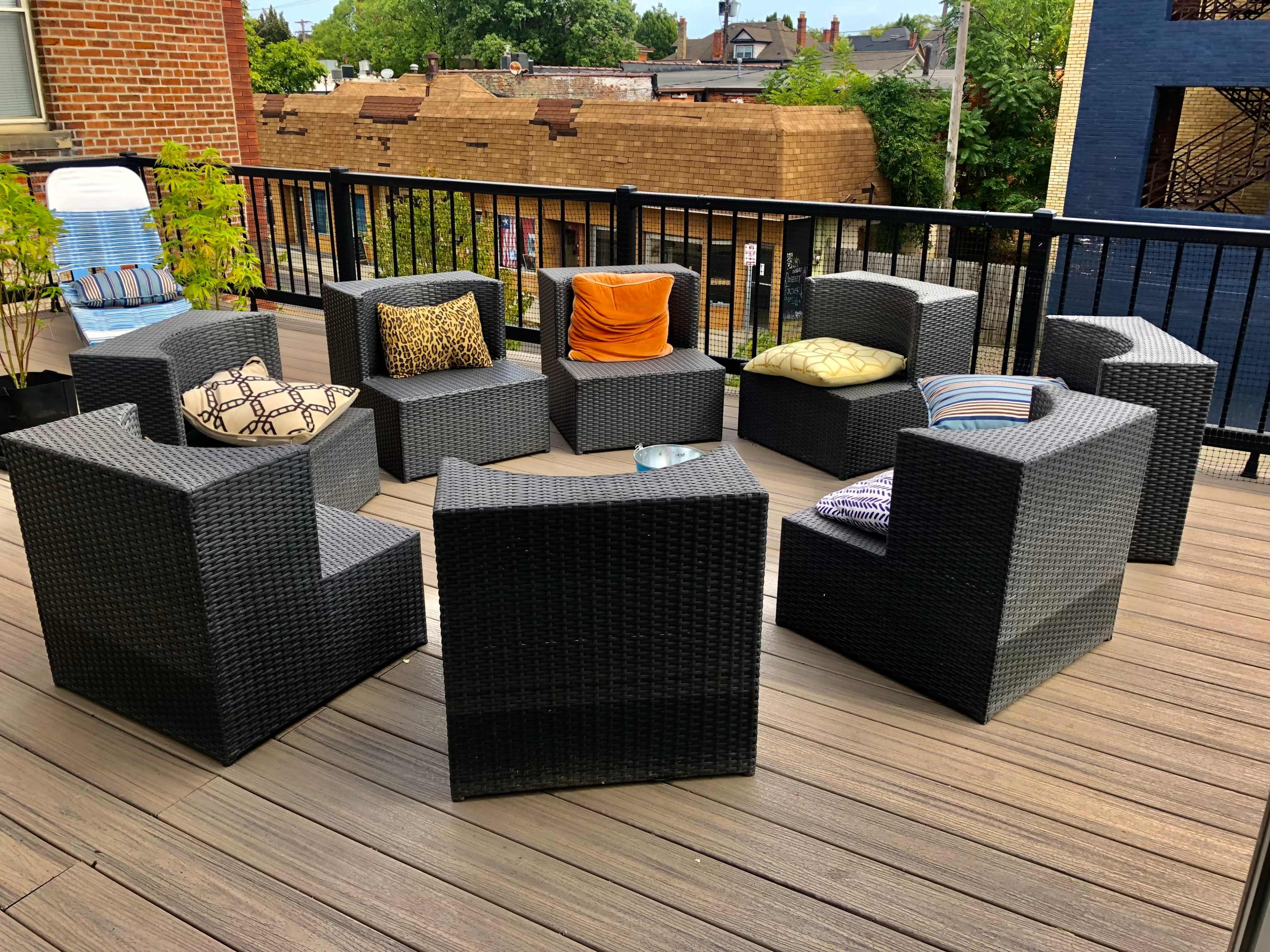 MV Art Gallery | Unique Gallery/Creative Space in 'OTE' with Downtown ...