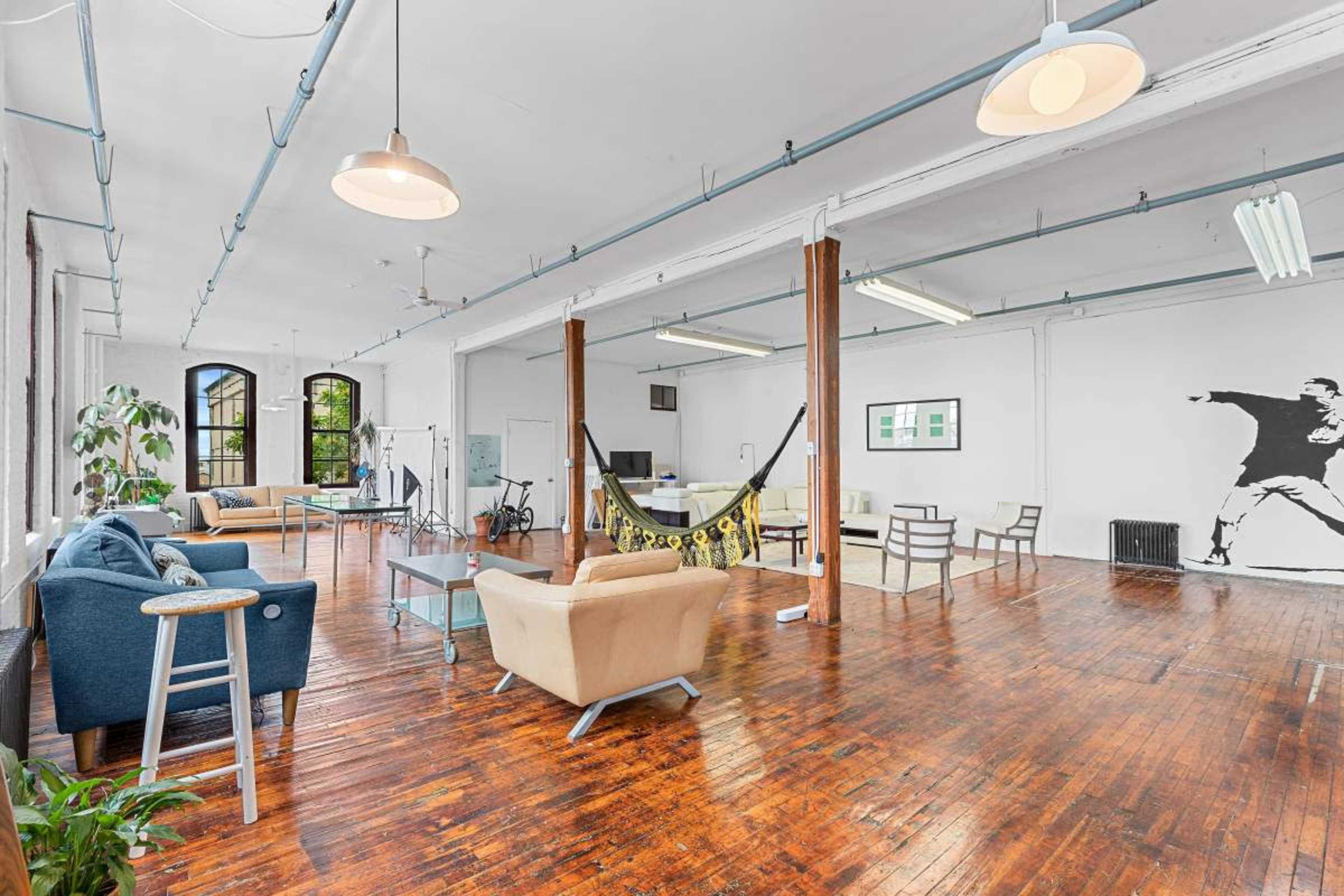 Sun filled Spacious Loft, Newark, NJ | Event | Peerspace