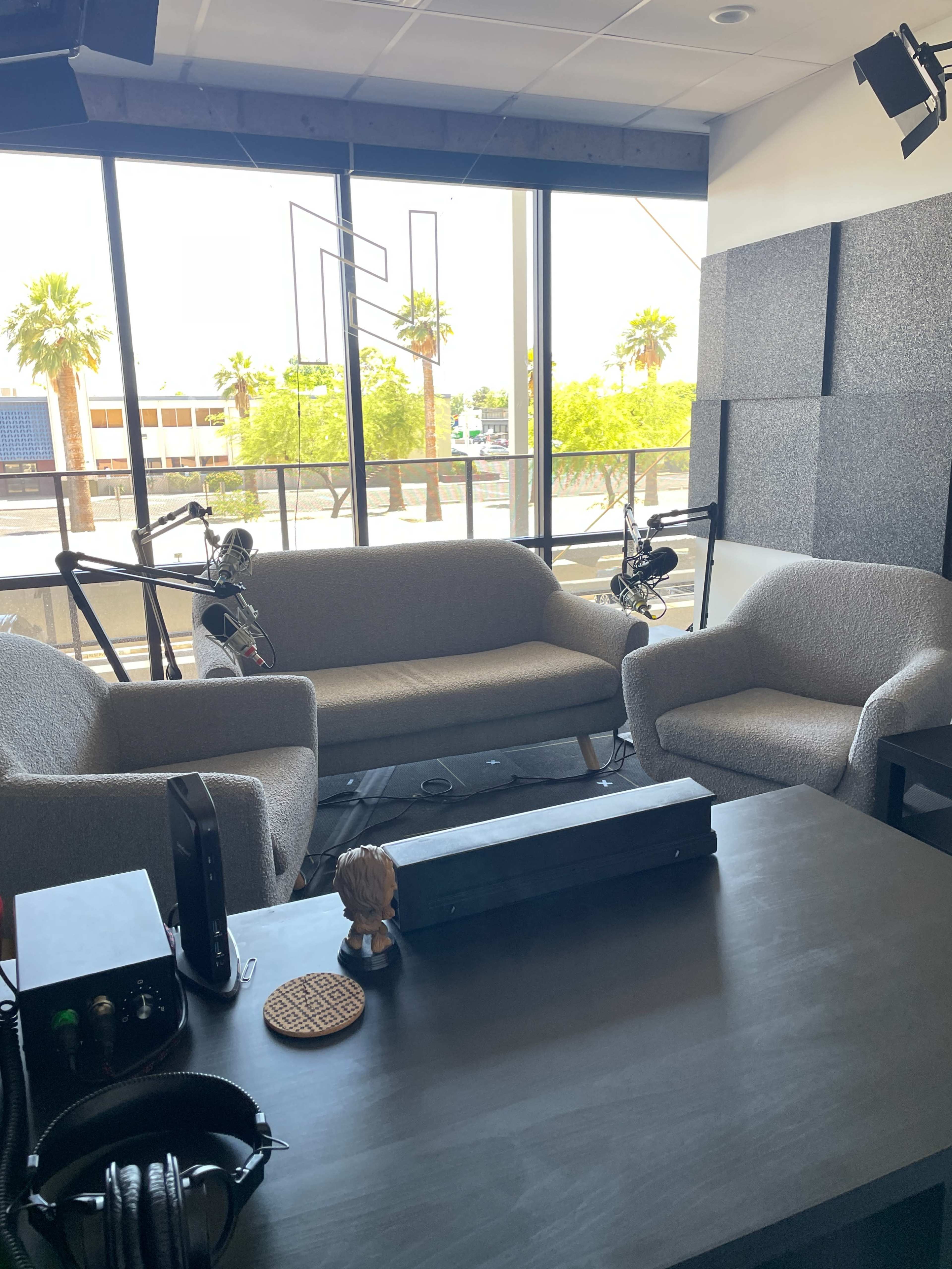 A Podcast Studio Uptown Phoenix 85014, modern set, 2nd flr w/ urban ...