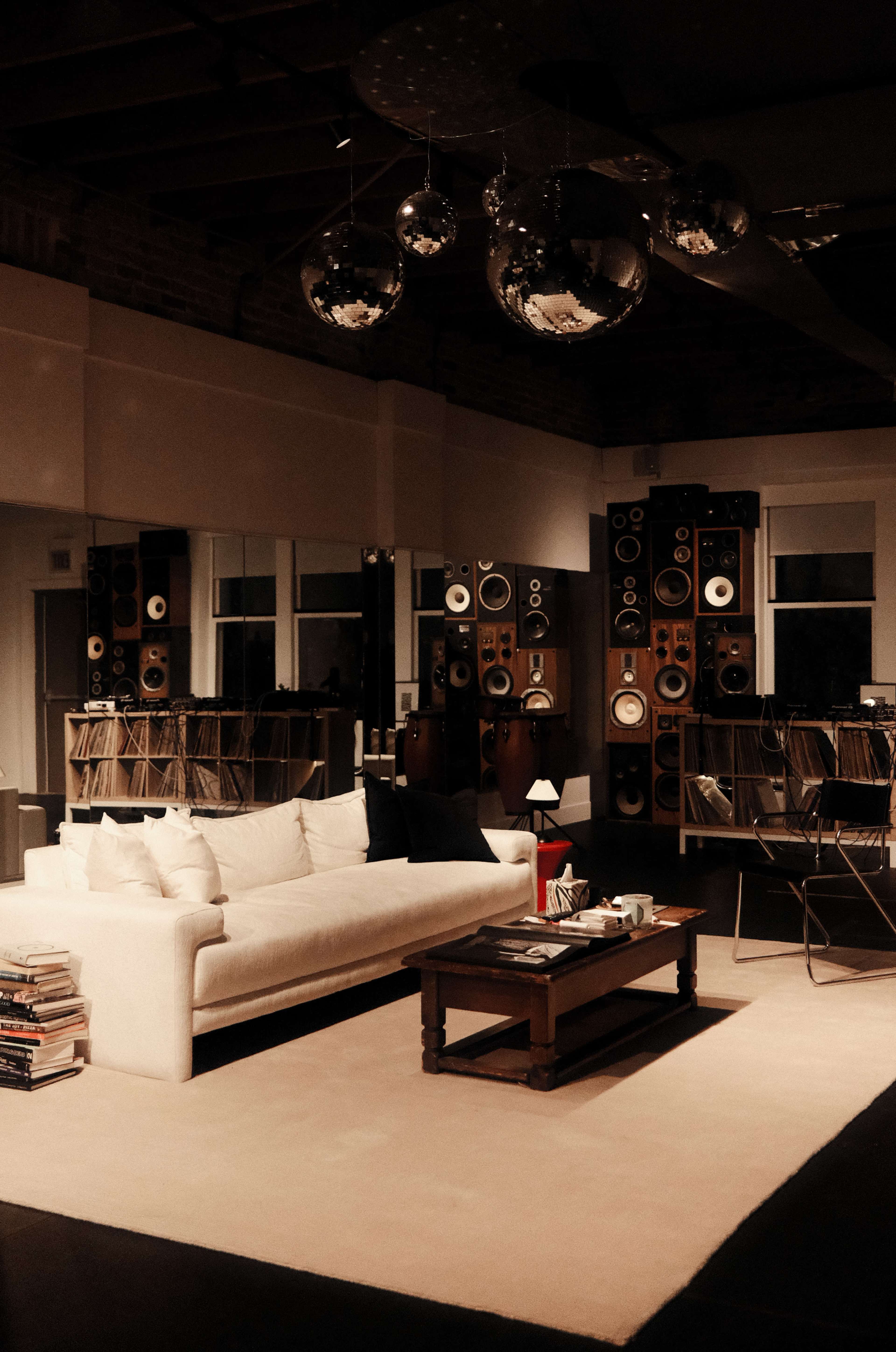 Creative Riverfront Loft in Lincoln Park, Chicago, IL | Event | Peerspace