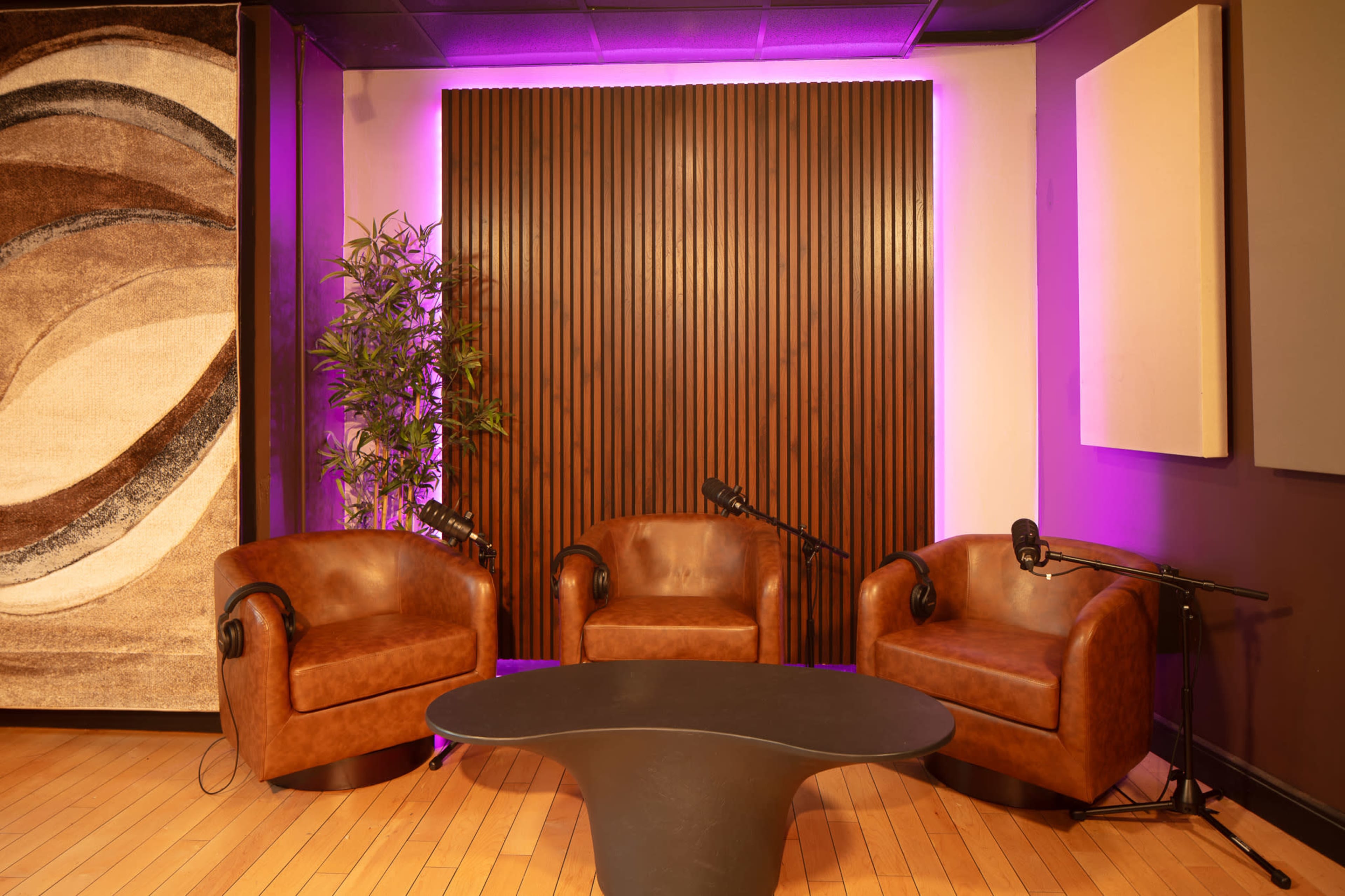 Podcast and Content Creator space at Legendary Midtown Recording ...