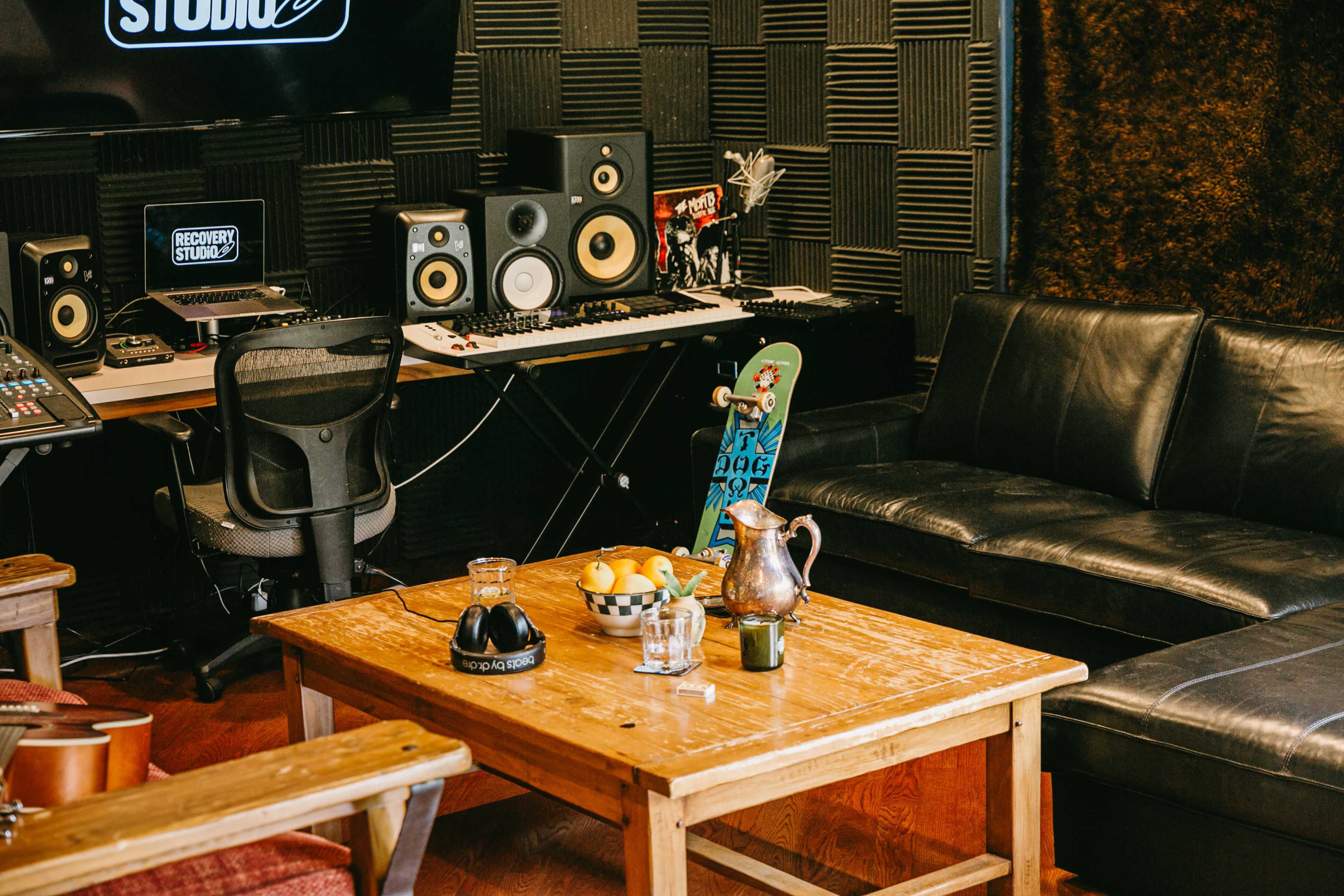 The Lodge | Westside Studio Sanctuary – The Lodge (Dry Environment), Los Angeles, CA ...