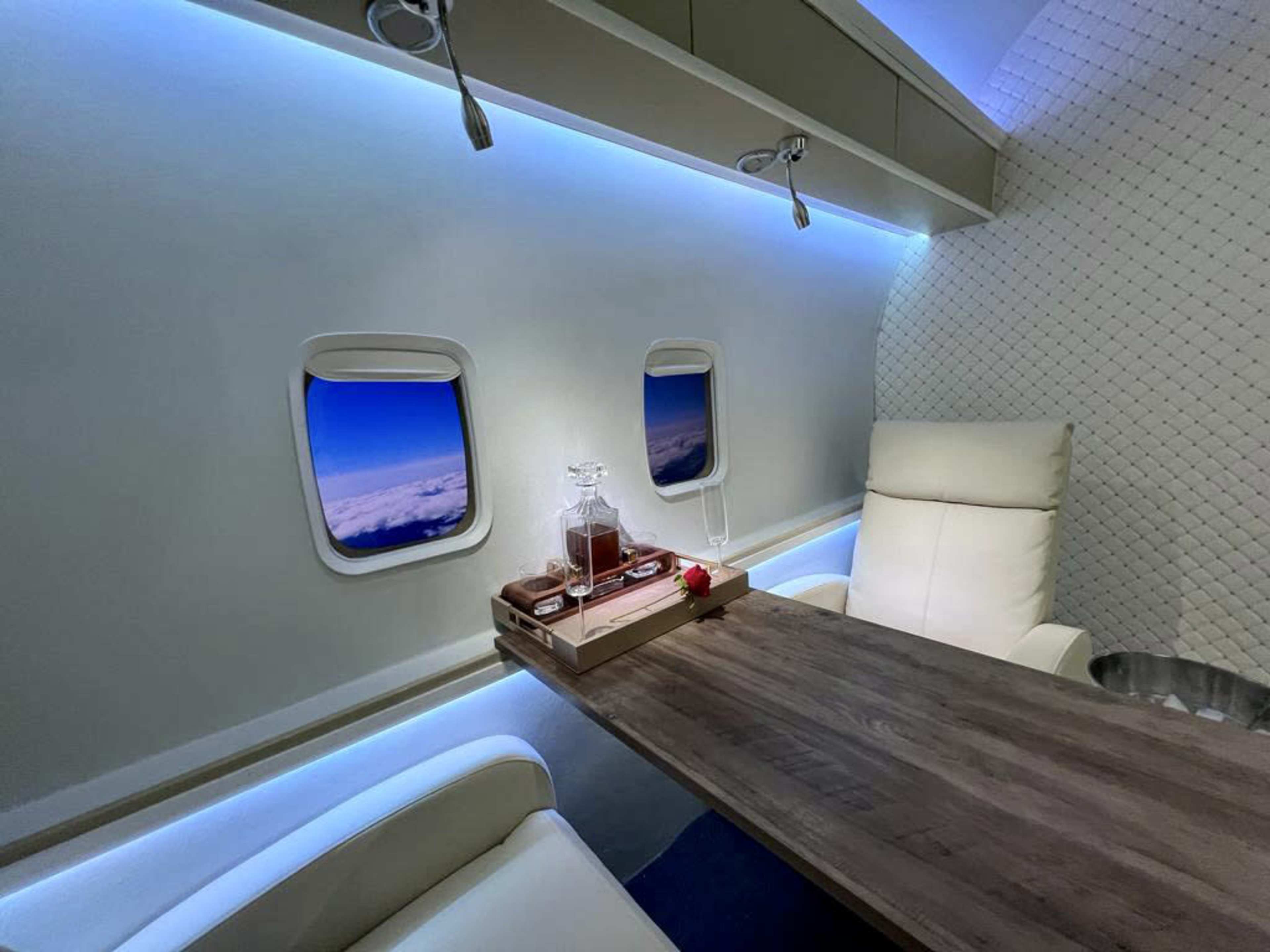Private Jet Studio Set | Flight Simulation, Fort Lauderdale, FL ...