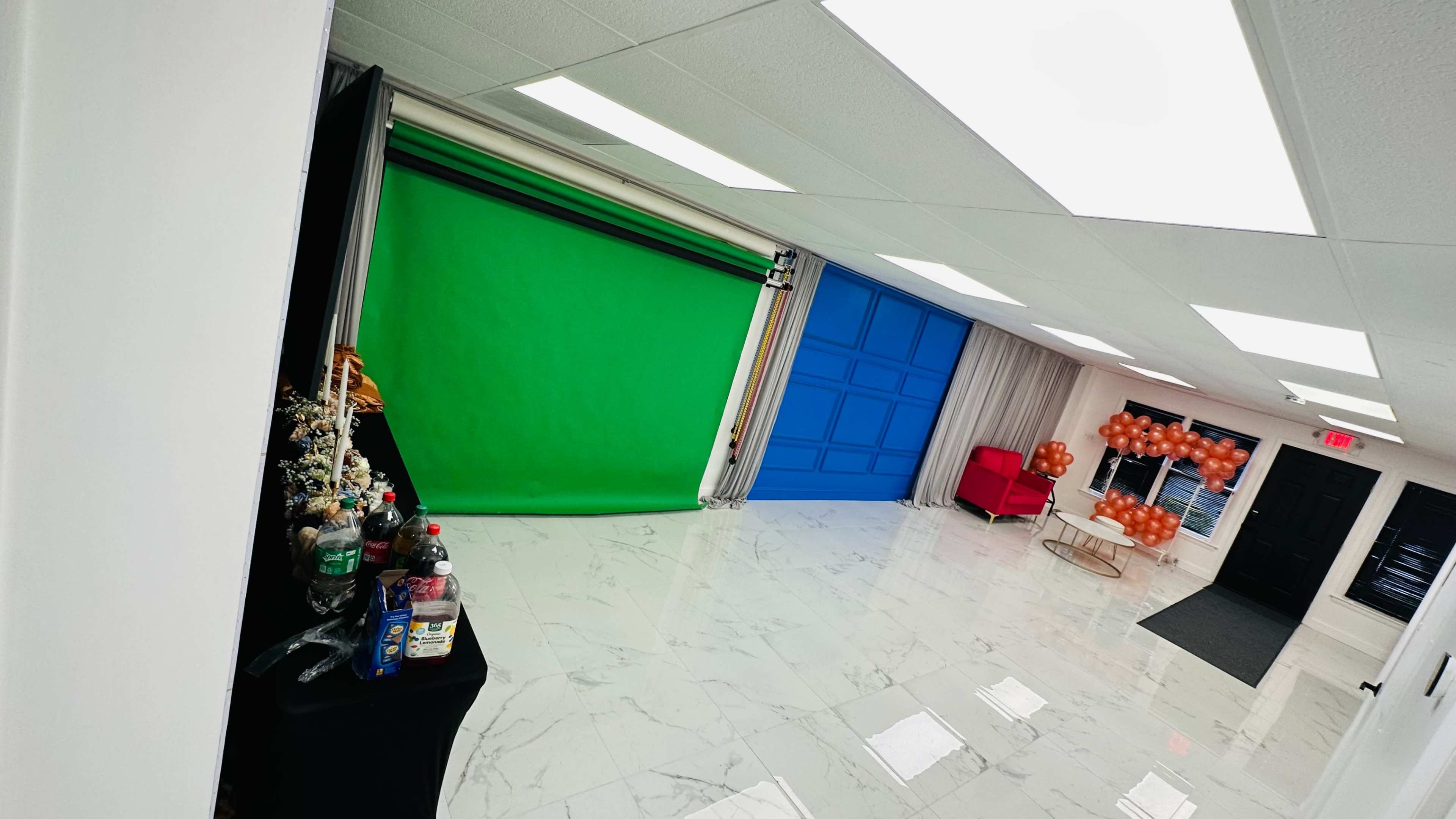 Modern Multipurpose Micro Event & Content Space with Stunning Floors ...