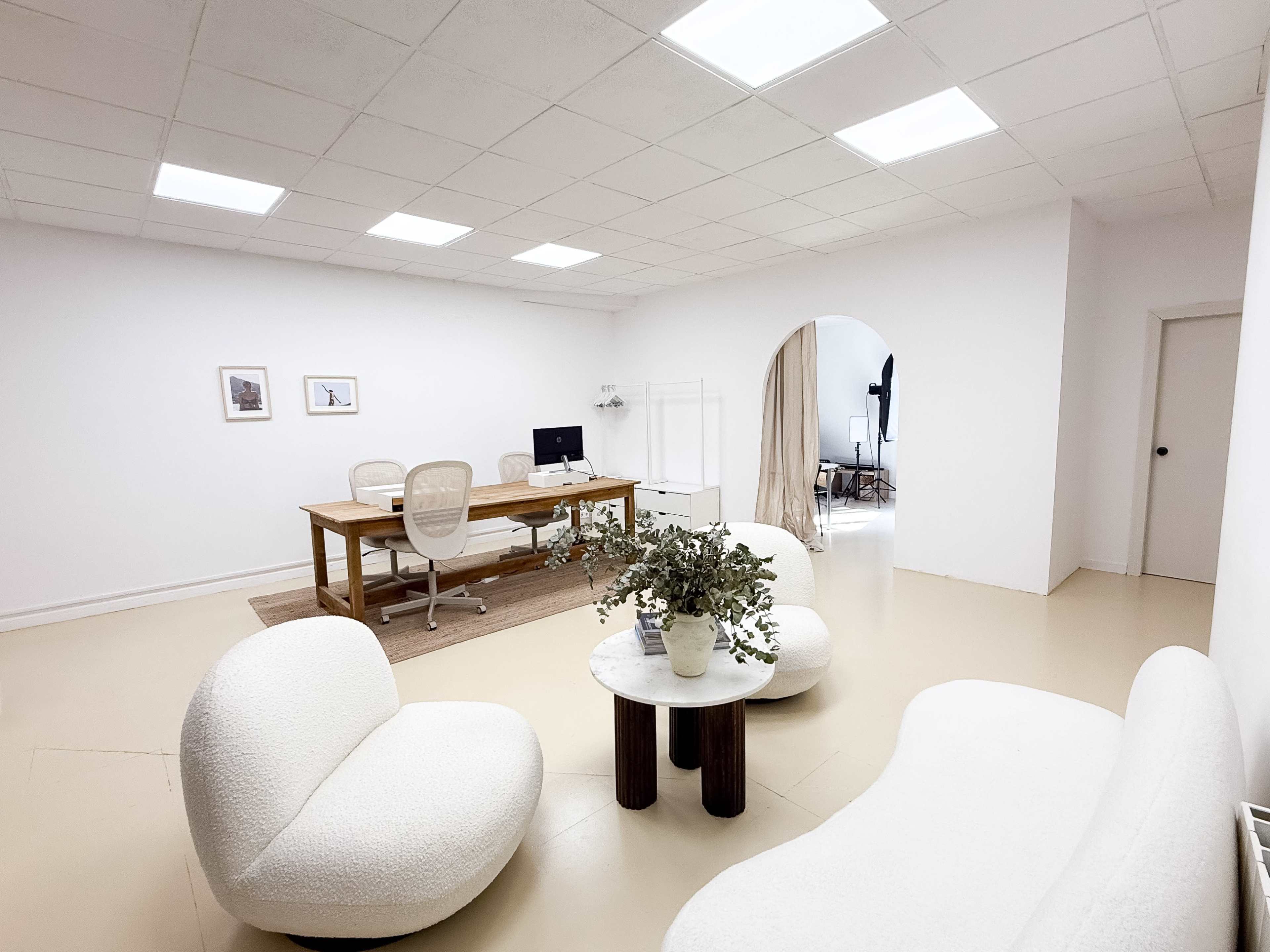 The Crowd | Photo Studio with natural light, L'Hospitalet de Llobregat ...