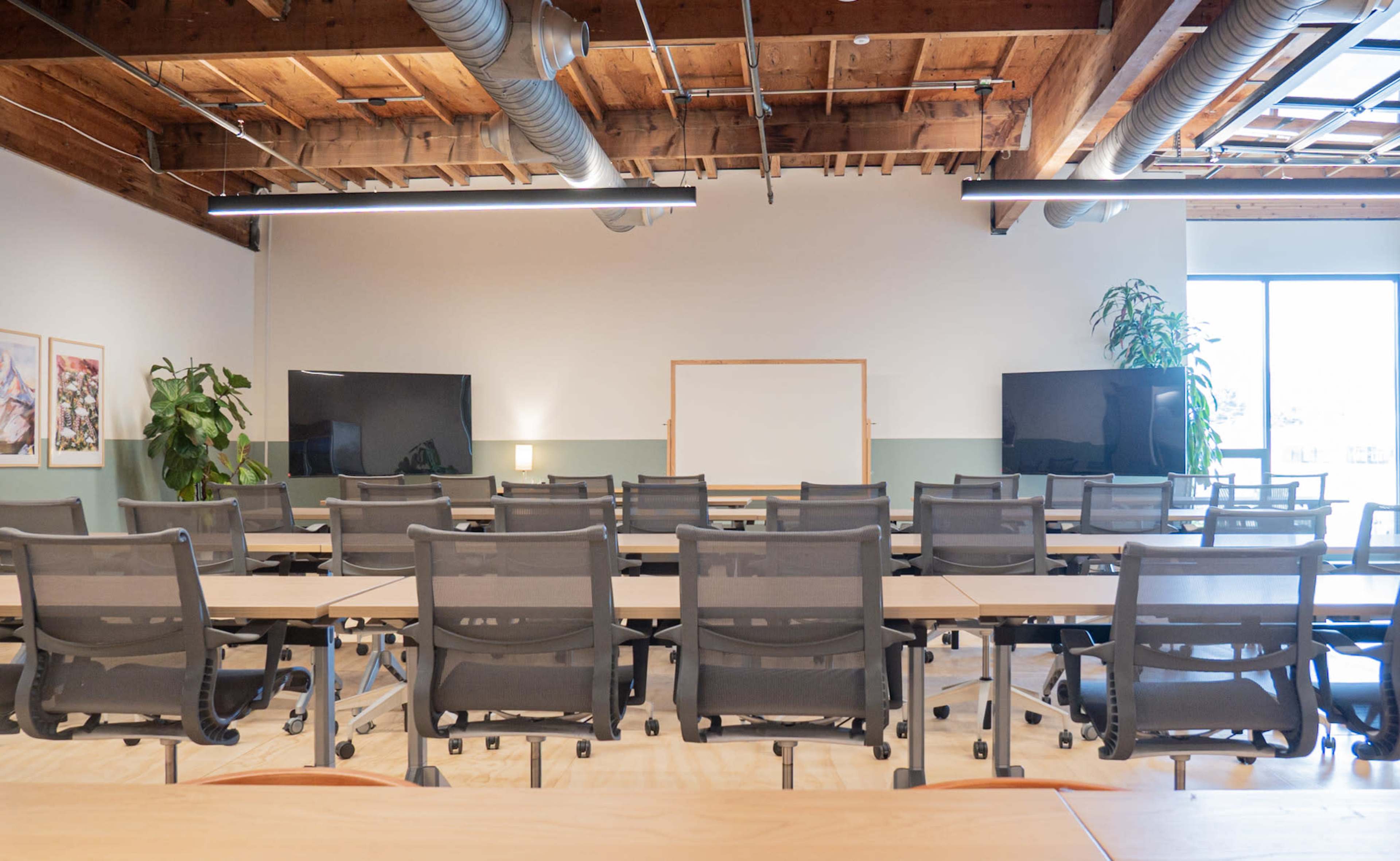 The Pioneer Collective - W Canal Yards | Dynamic Meeting Room ...