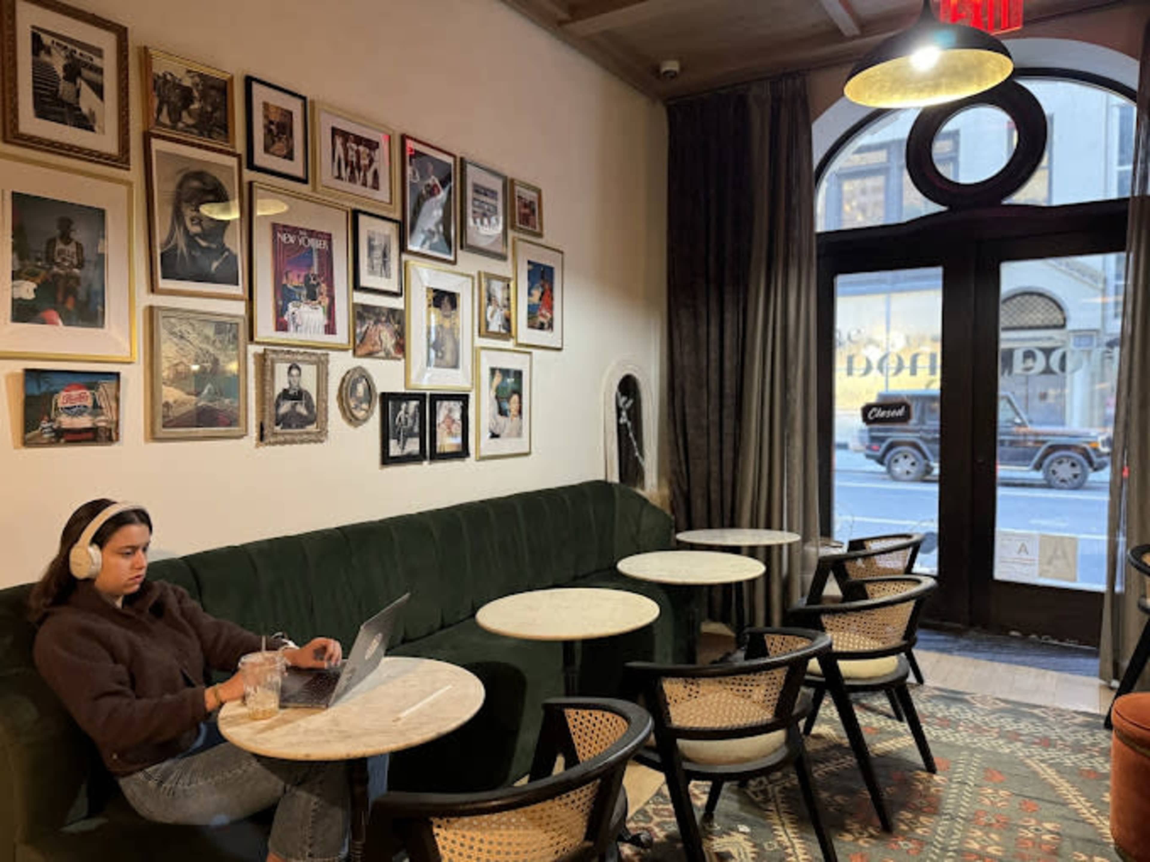 Chic Manhattan Café with Cozy Mini Bar & Catering Options, New York, NY ...