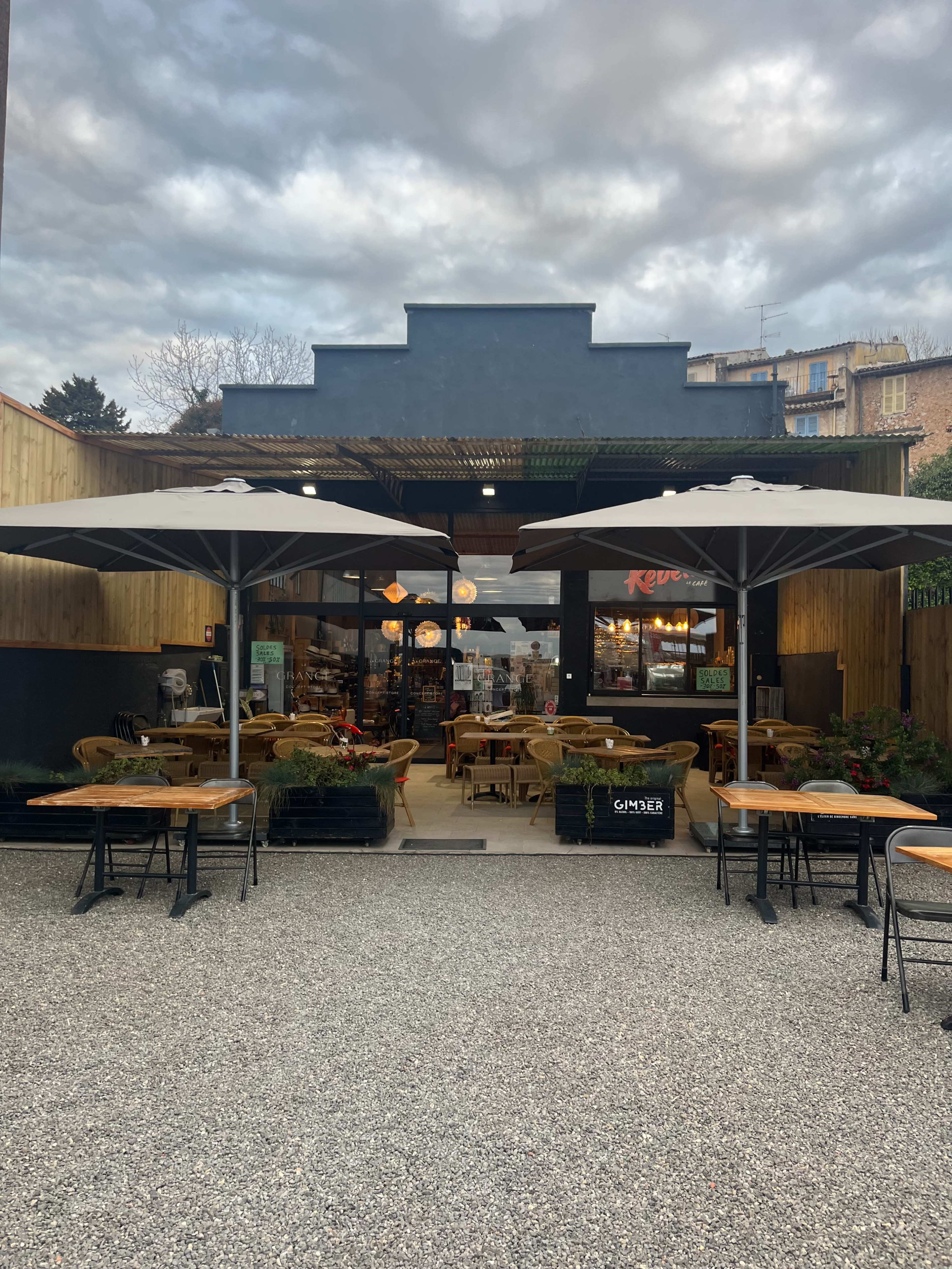 La Grange Lorgues - Café, Restaurant | Cafe, restaurant & store with ...