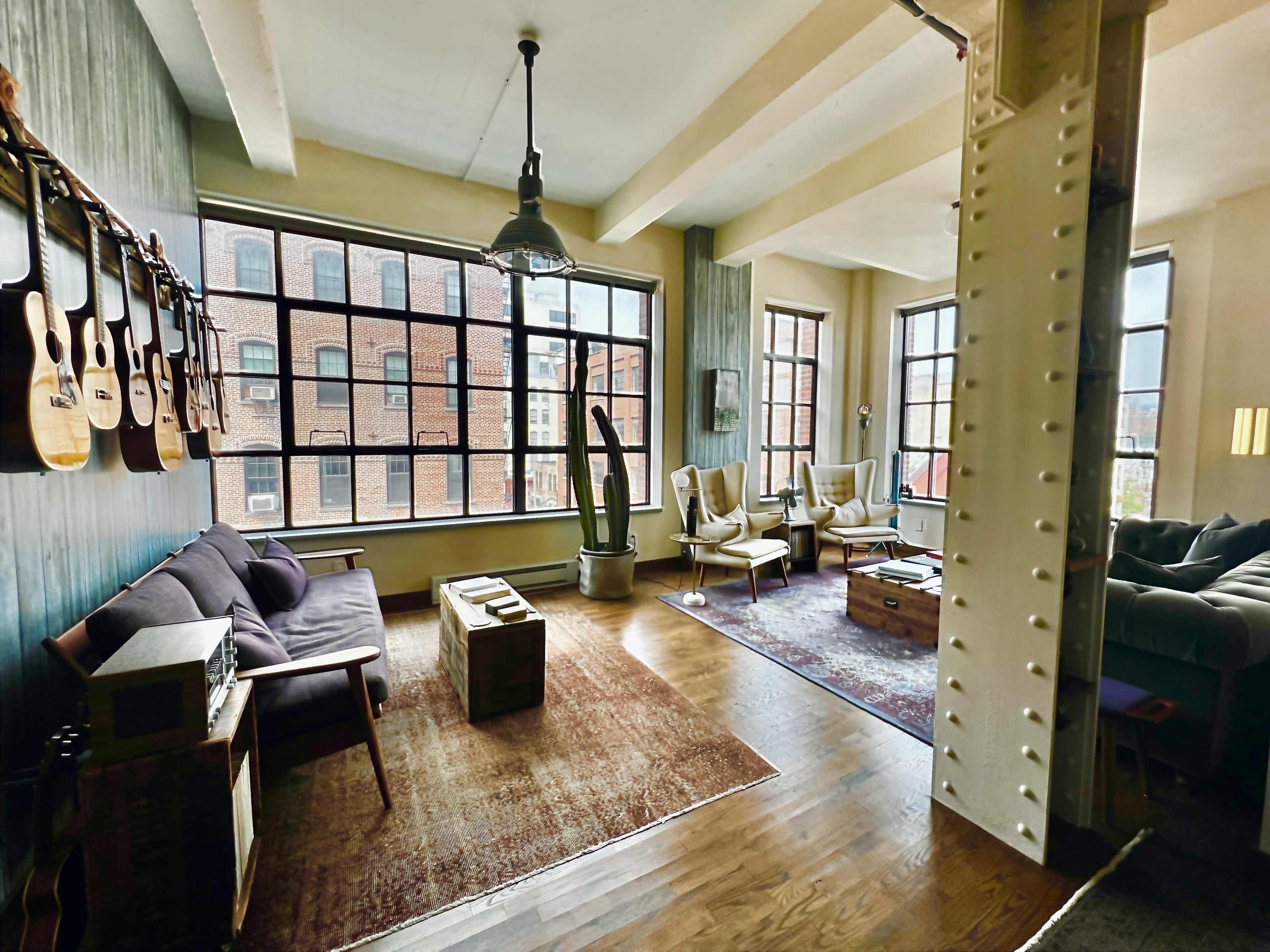 Corner Loft in DUMBO Historic Factory Building, Large Industrial ...