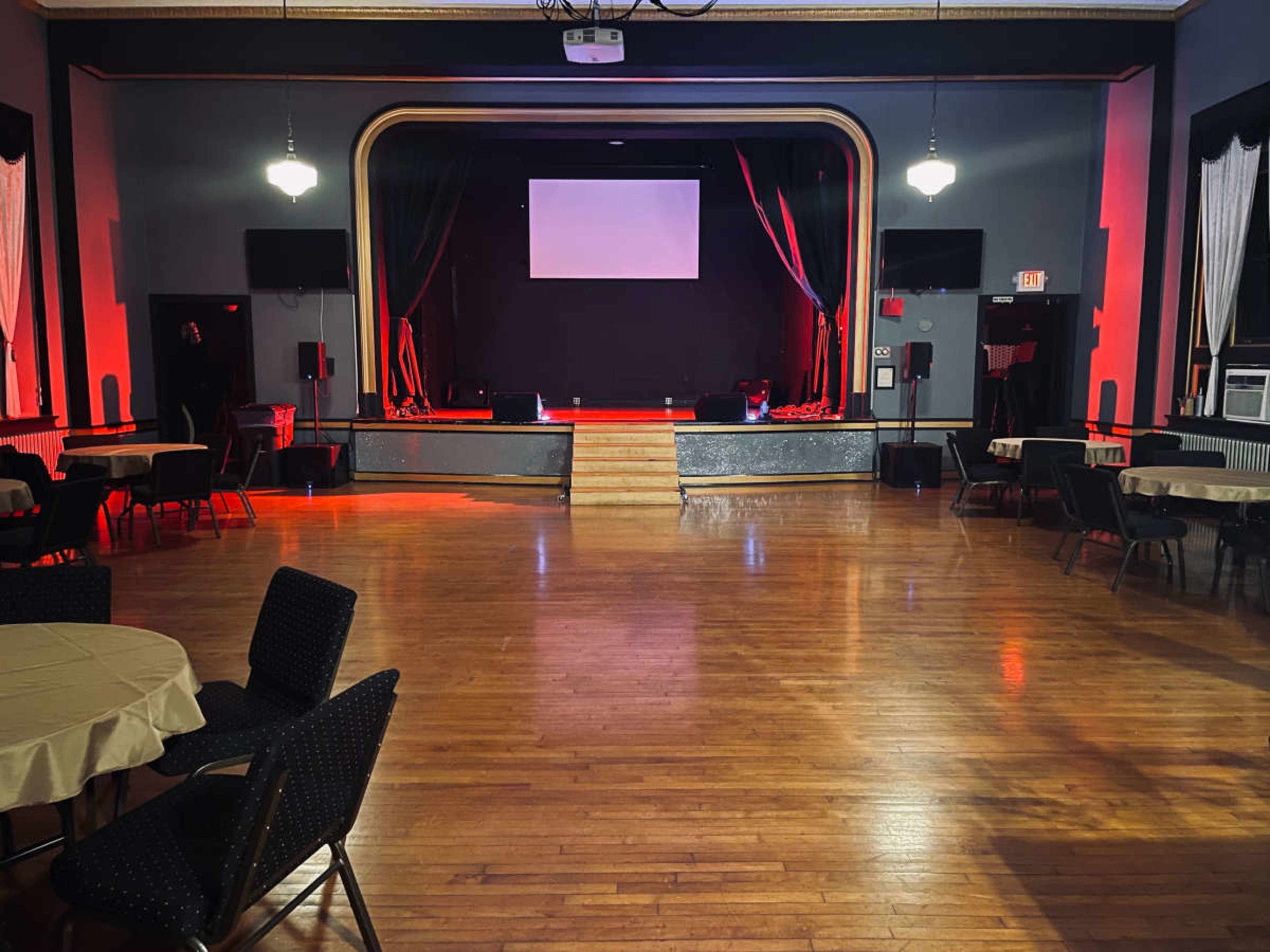 Midtown Creative Theater Space, Cincinnati, OH | Production | Peerspace