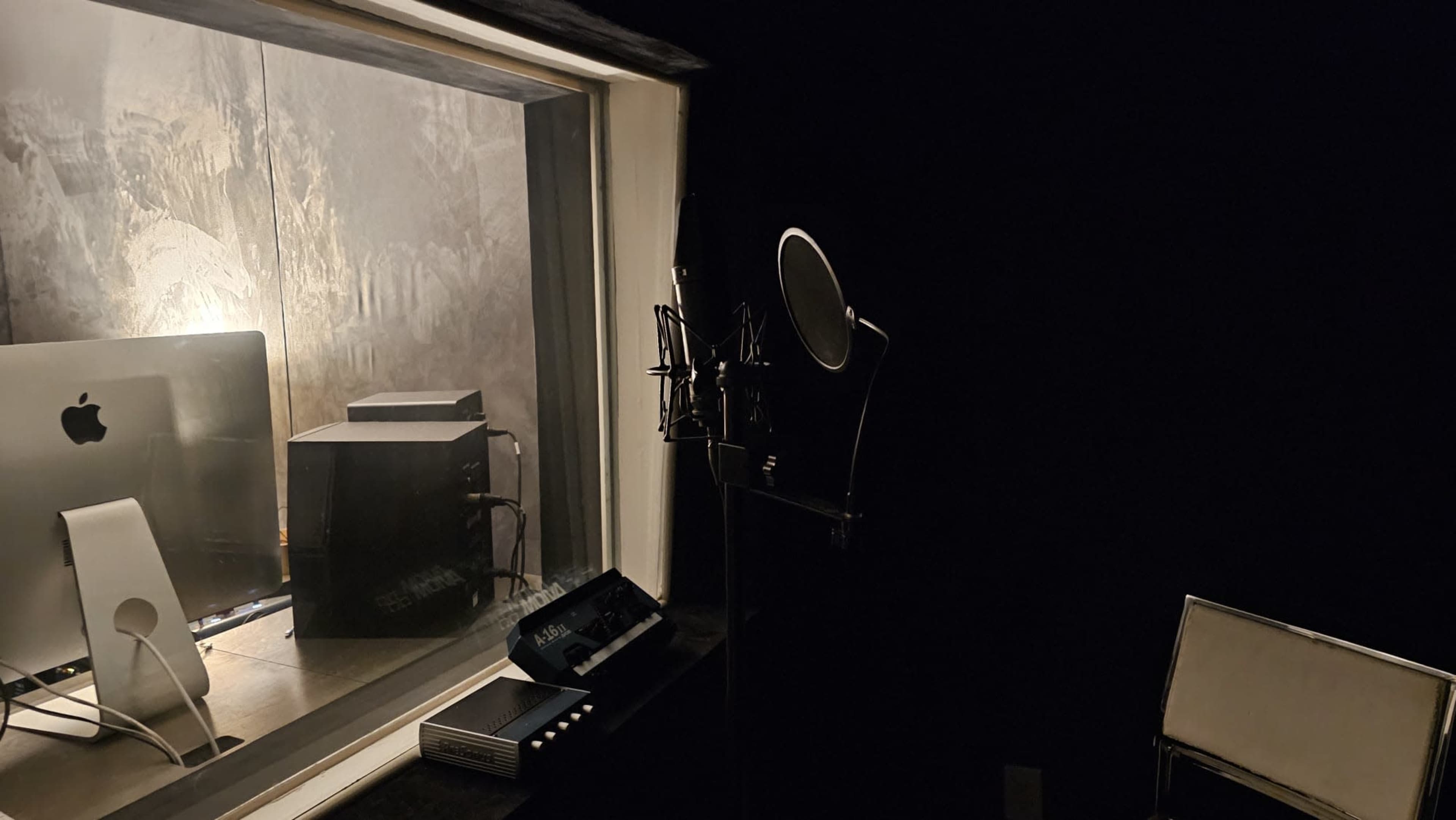 Cozy & Secure Recording Studio in North Hollywood, North Hollywood, CA ...