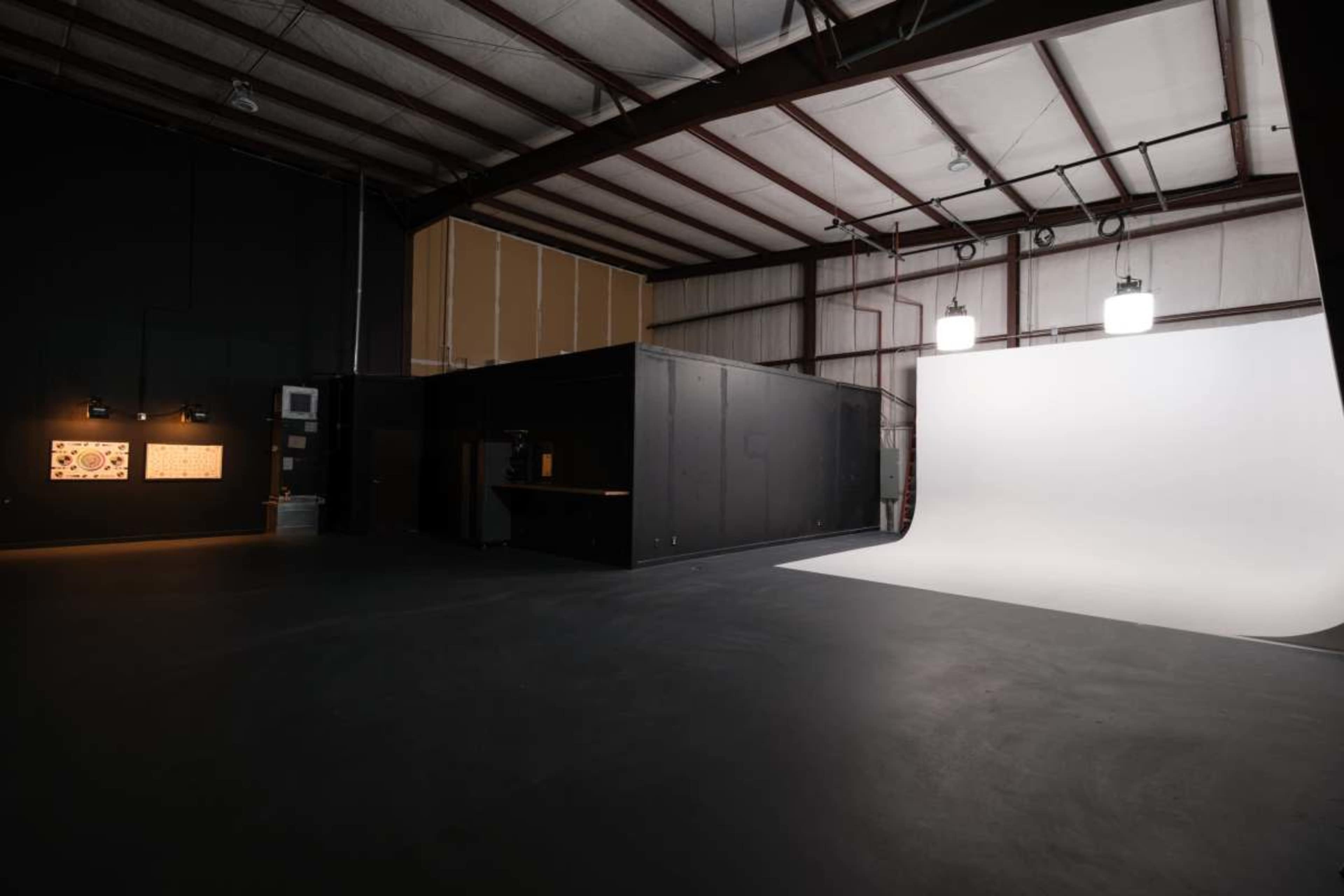 Midtown Camera Prep Facility and Photo/Video Studio, Tulsa, OK | Off ...